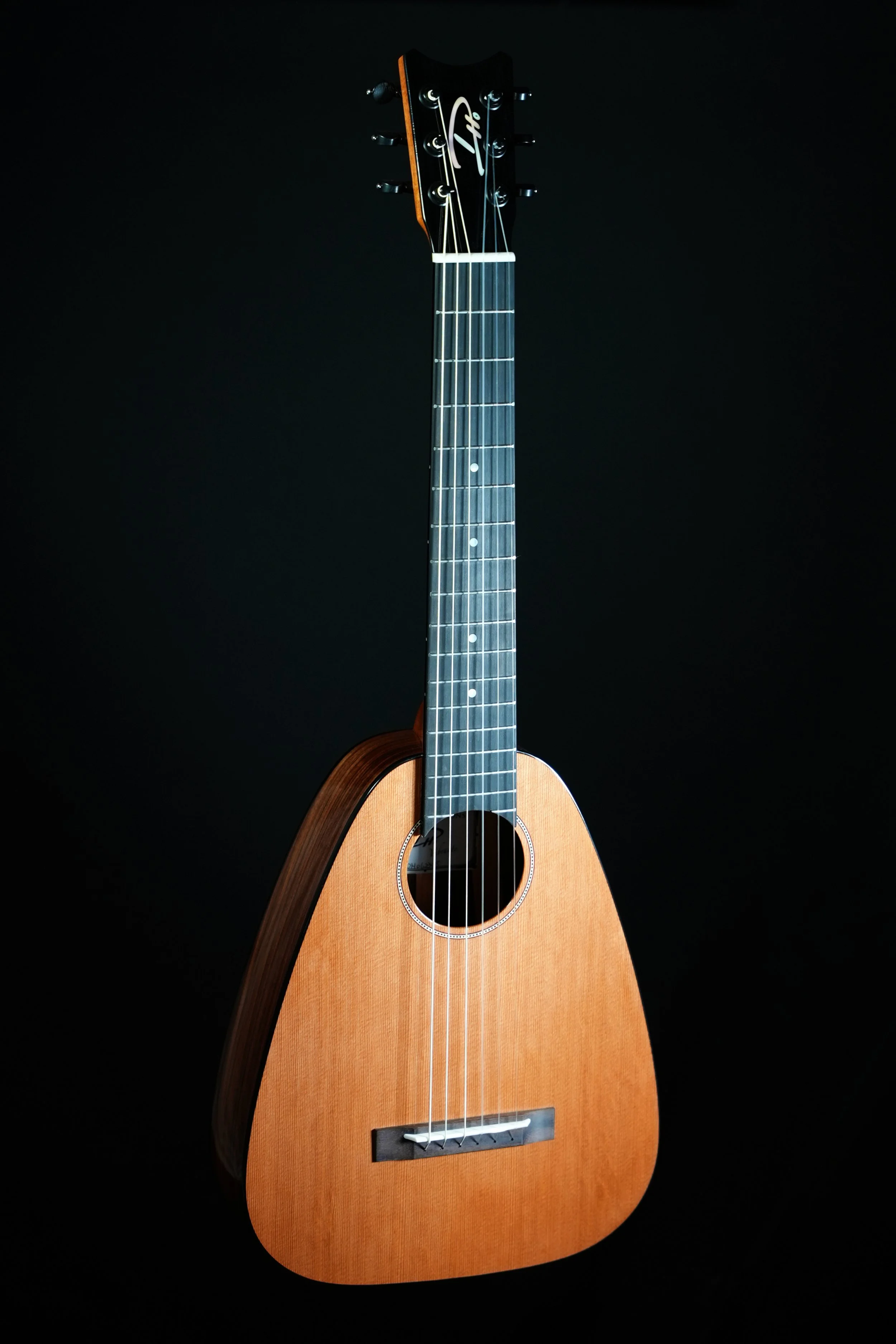 Vibrante D Ho 6-String (Nylon) | Romero Creations