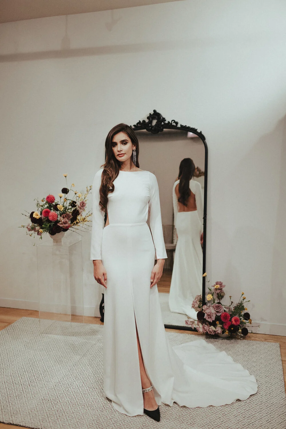 17 Stunning Wedding Dresses with Long Sleeves You'll Love — Heart ...