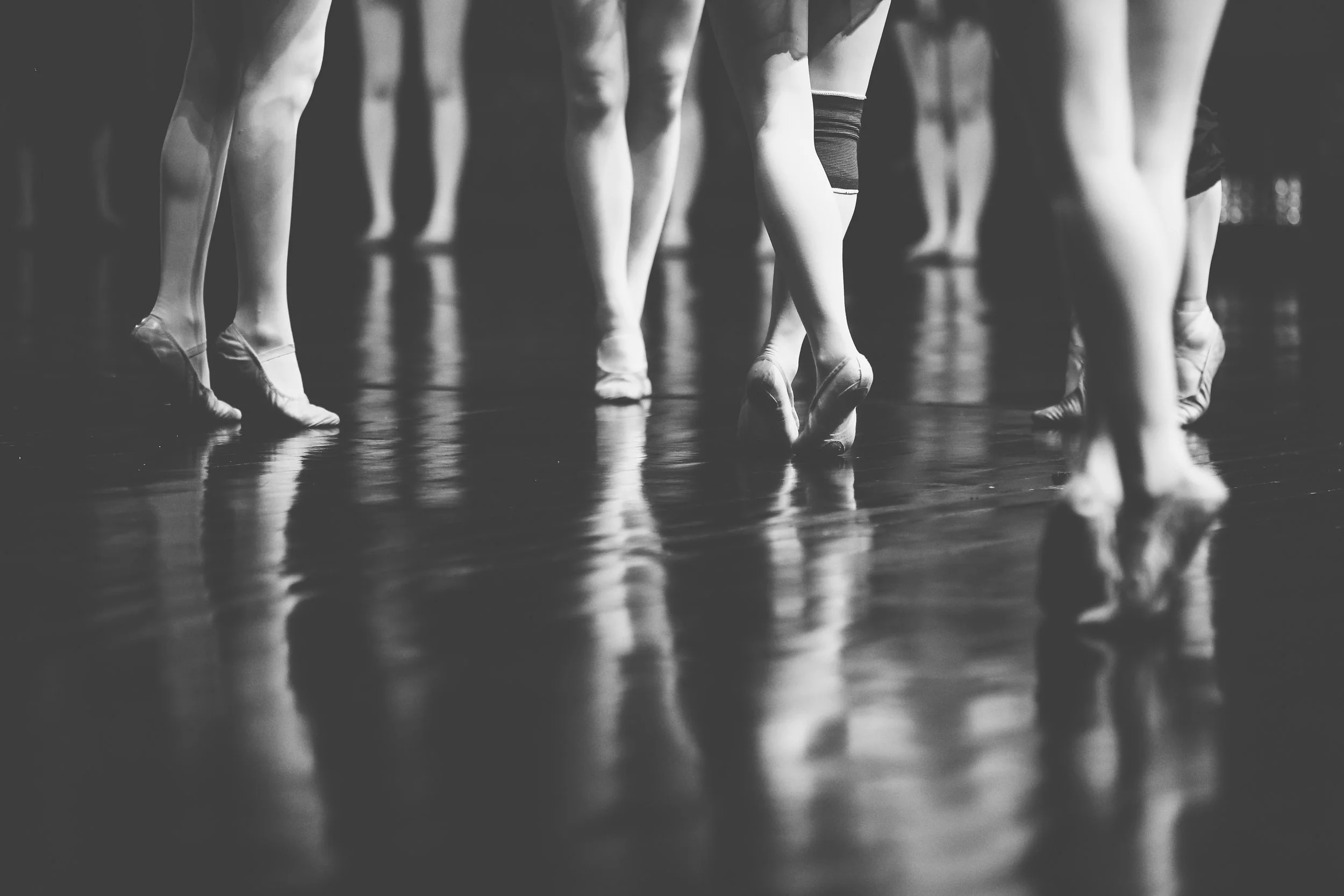 My Feet Roll In - Do I Need Orthotics? — Ladner Village Physiotherapy ...