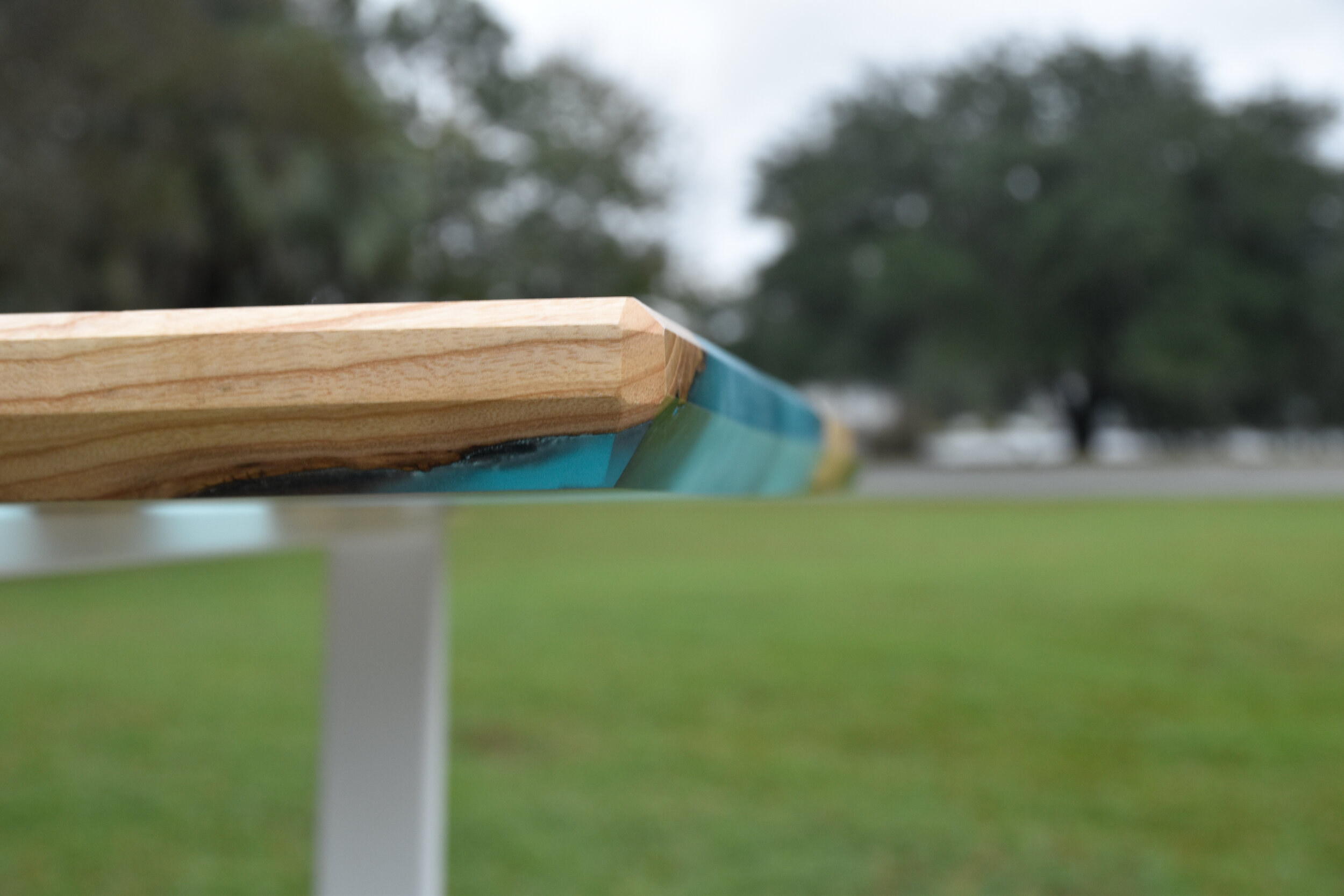 6 Things You Need To Know When Buying A River Table | The Knotty Log