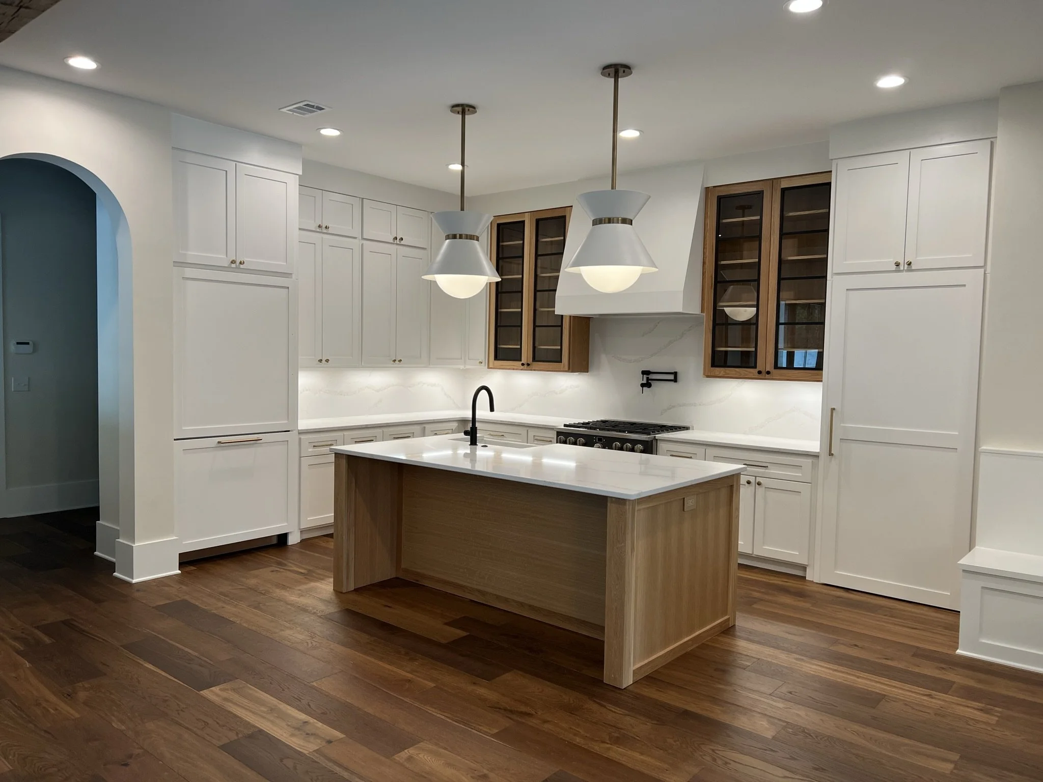 Custom Kitchen Tables in Augusta, GA | The Knotty Log