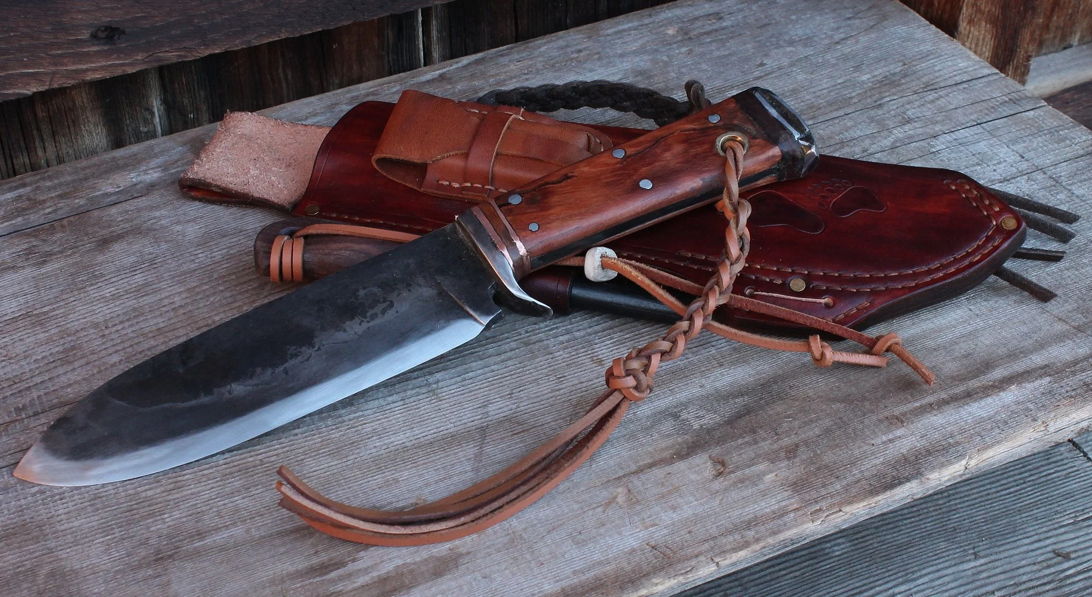 Custom Survival Knives