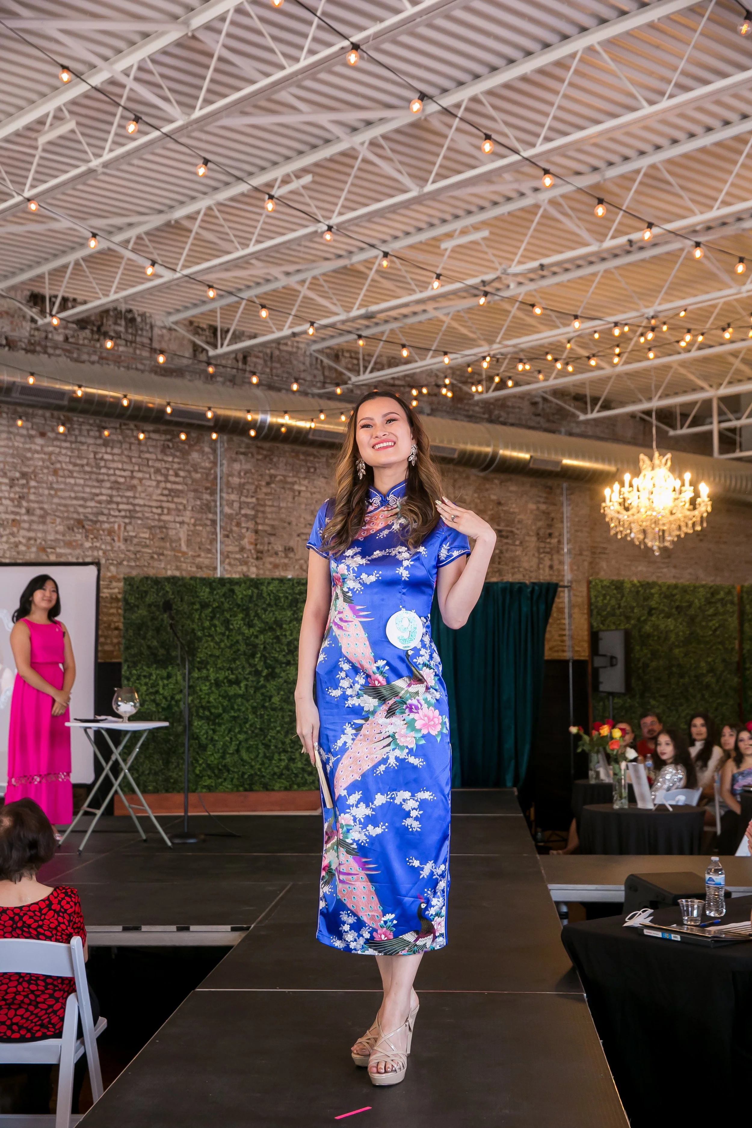 Isabel Chan — Miss Chinese Chicago 芝加哥中華小姐