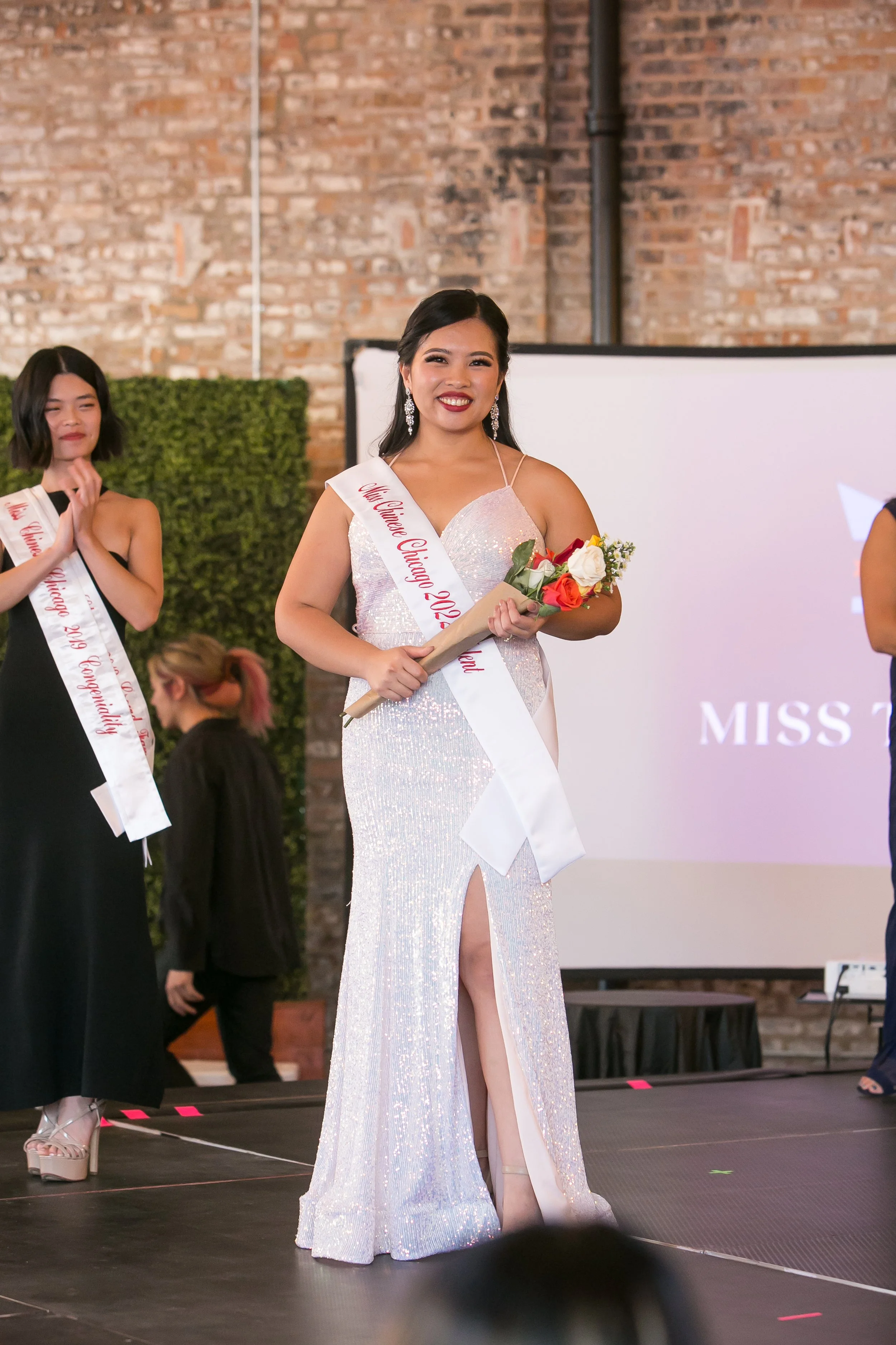 Victoria Li — Miss Chinese Chicago 芝加哥中華小姐