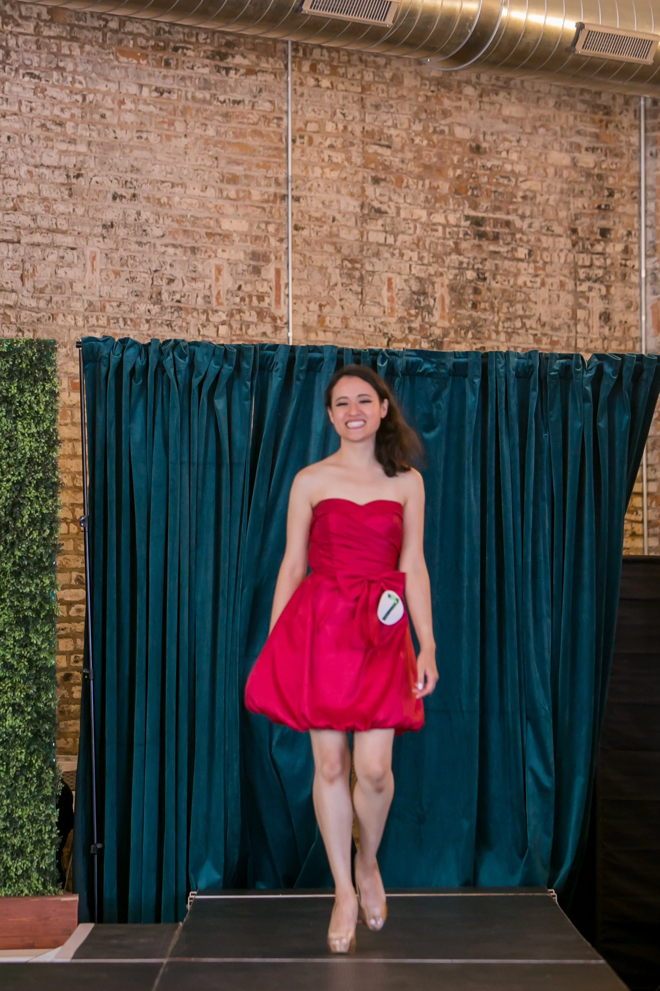 Natalie Chin — Miss Chinese Chicago 芝加哥中華小姐