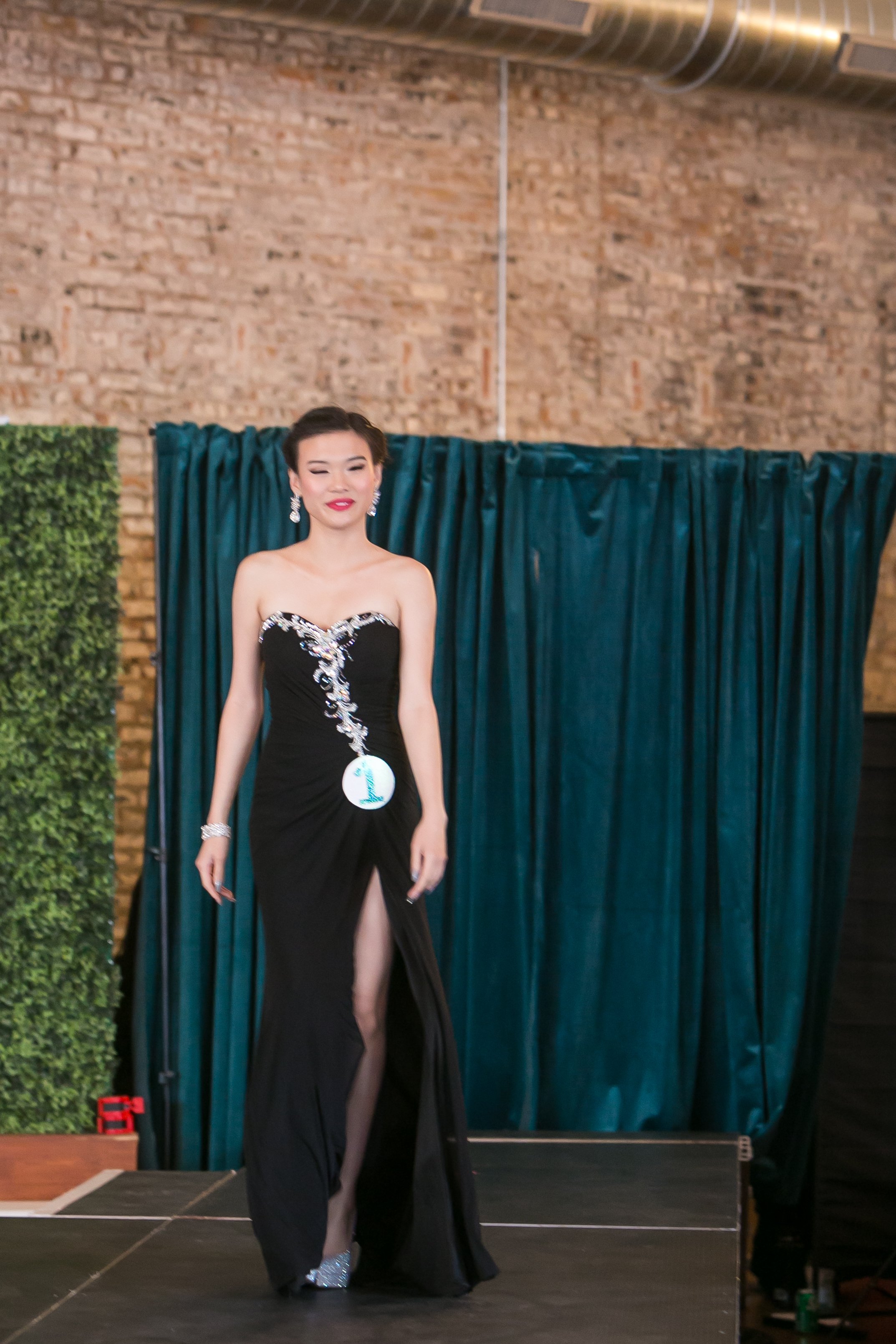 2022 Queen Xiao Lin Mei — Miss Chinese Chicago 芝加哥中華小姐