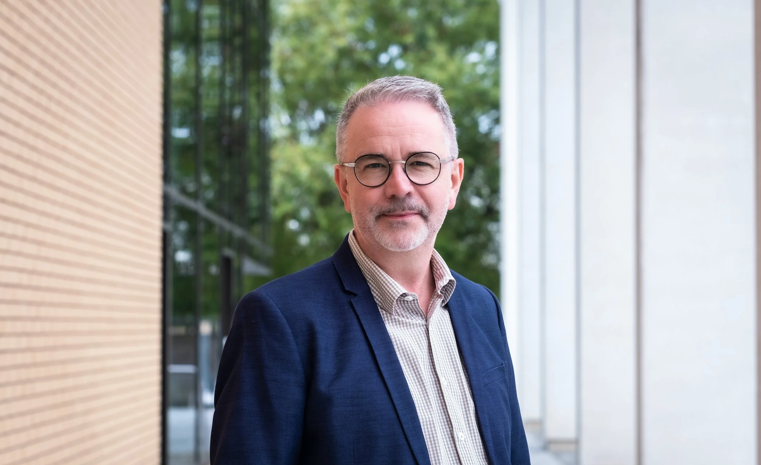 The Hybrid Media System — Andrew Chadwick