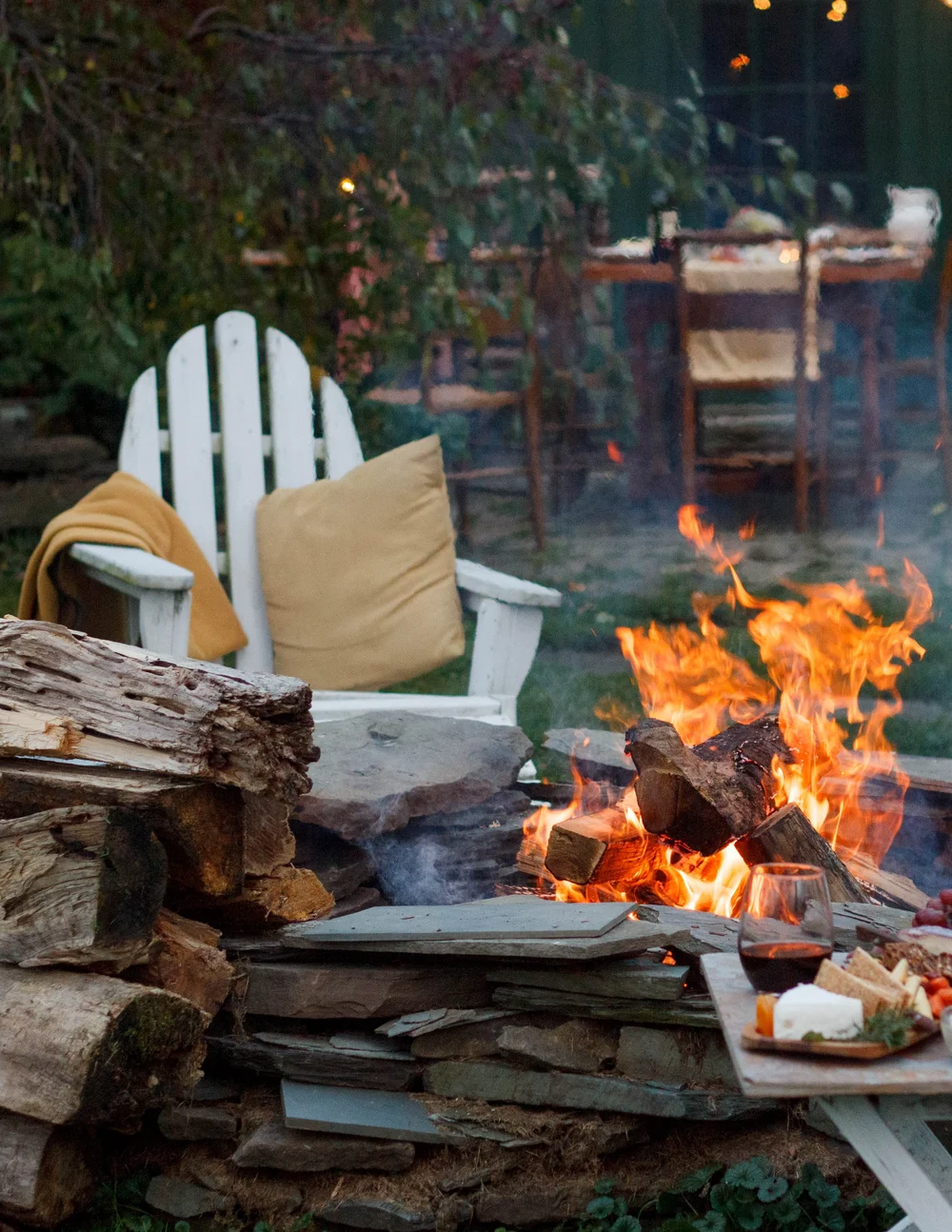 How To Host An Outdoor Dinner Party In Autumn — ALANNA O'NEIL