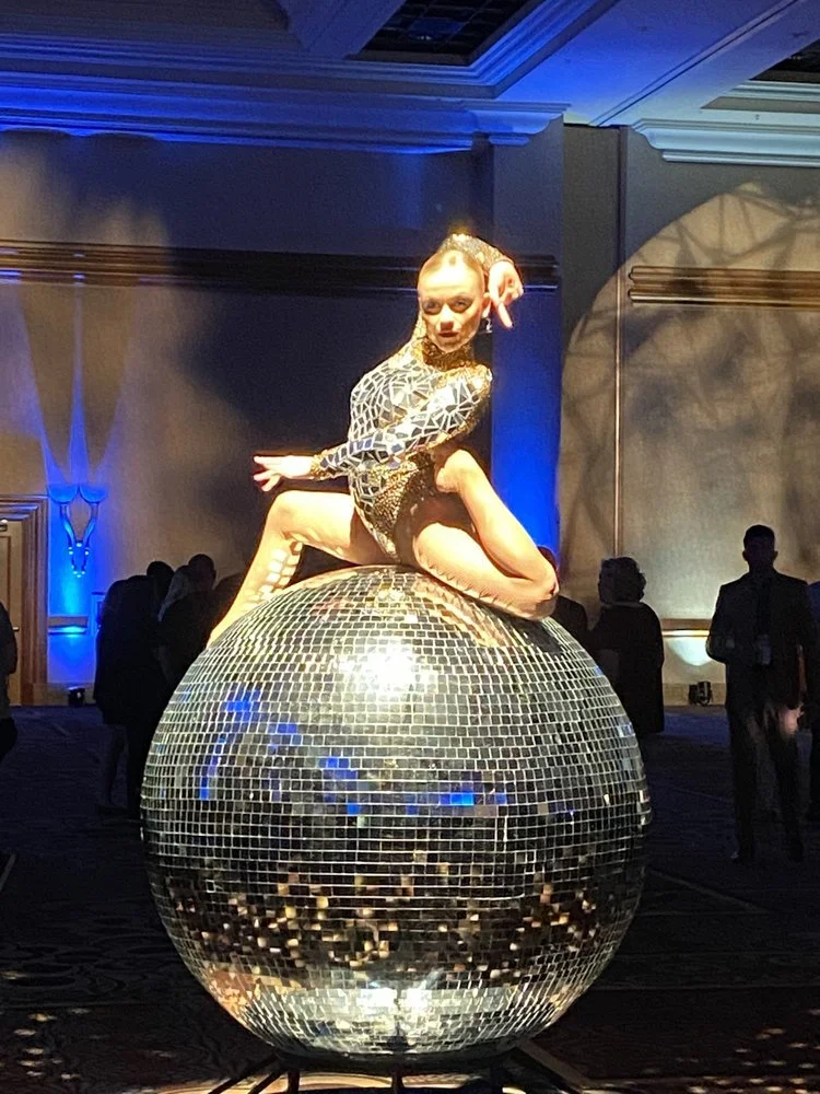 Hire Stilt Walker and walk around Performers — Show Talent