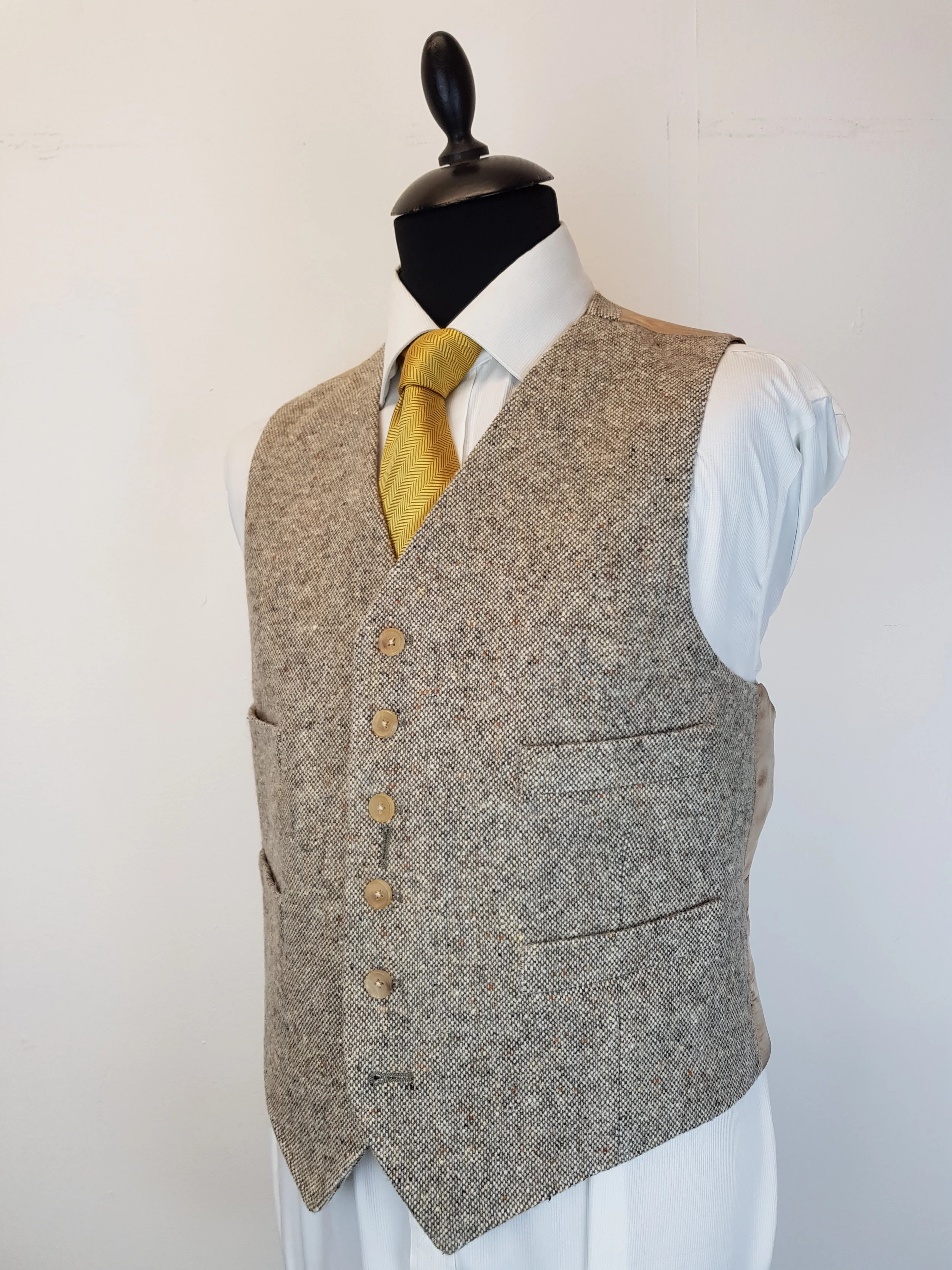 3 Piece Suit in Molloy Donegal Tweed — TWEED ADDICT