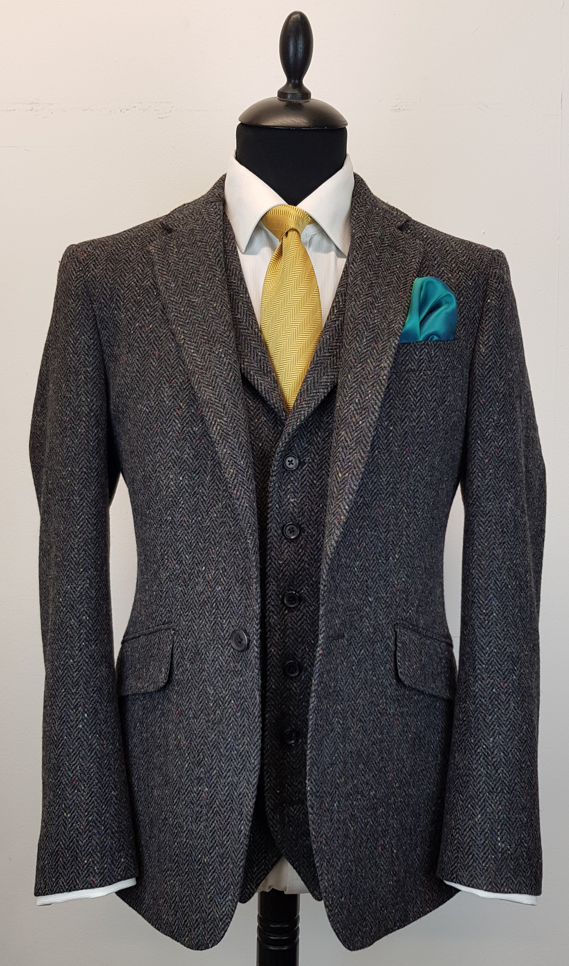 3 Piece Suit in Grey Herringbone Donegal Tweed — TWEED ADDICT