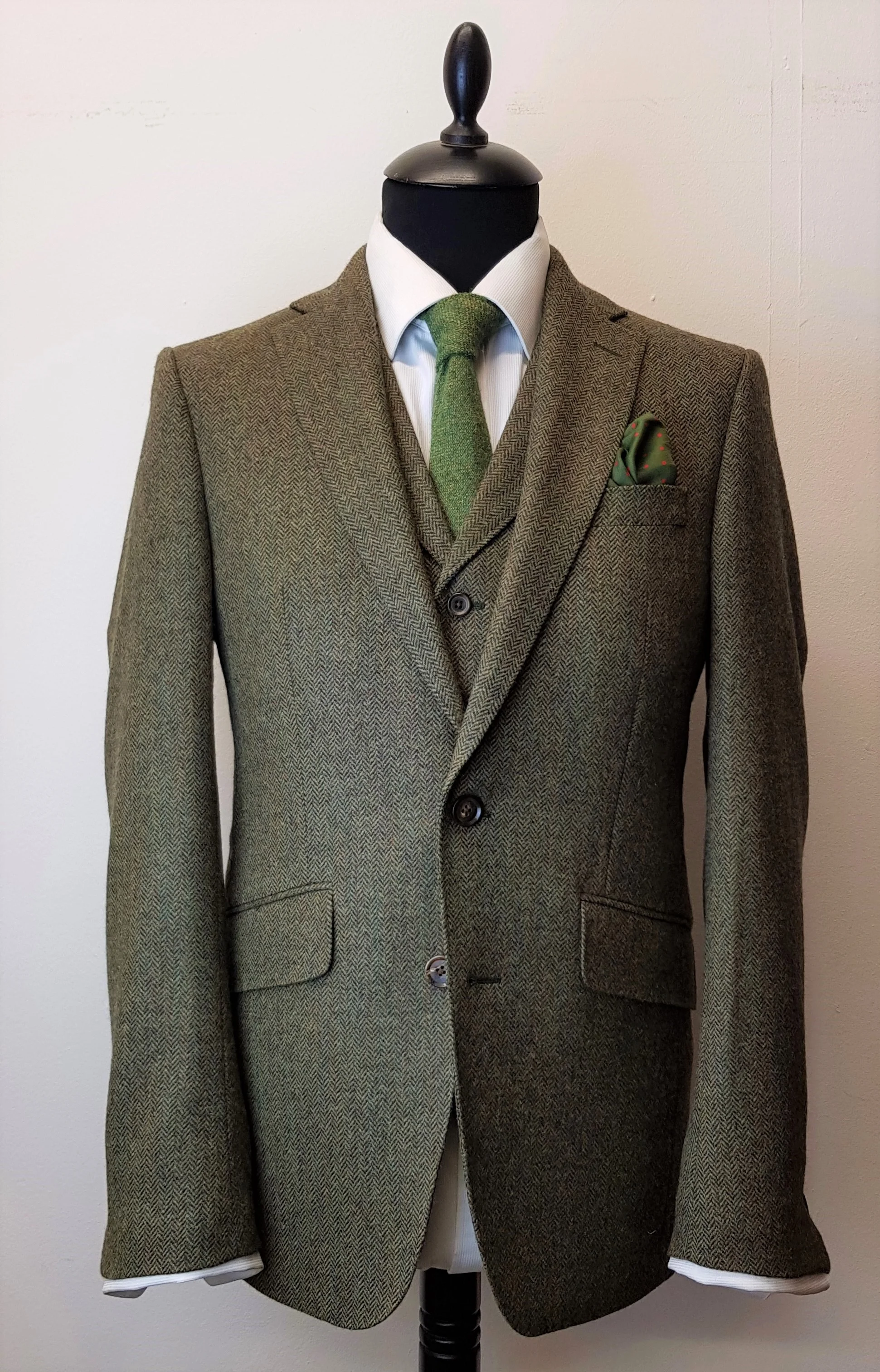 3 Piece Tweed Suit in Green Herringbone Lambswool — TWEED ADDICT