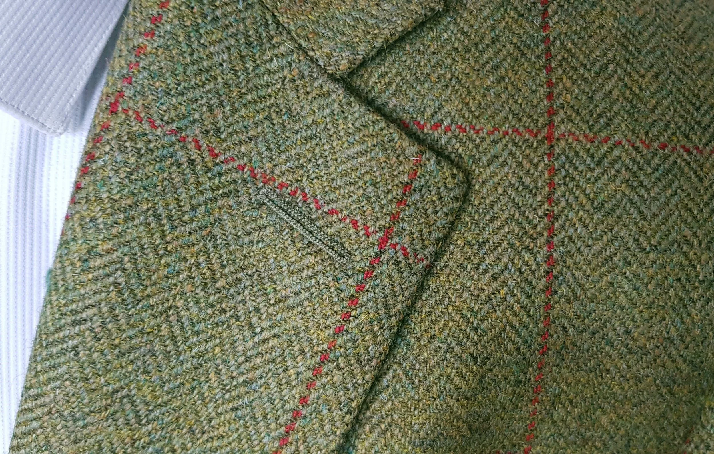 2 Button Jacket in Lovat Mill Kirkton Tweed — TWEED ADDICT