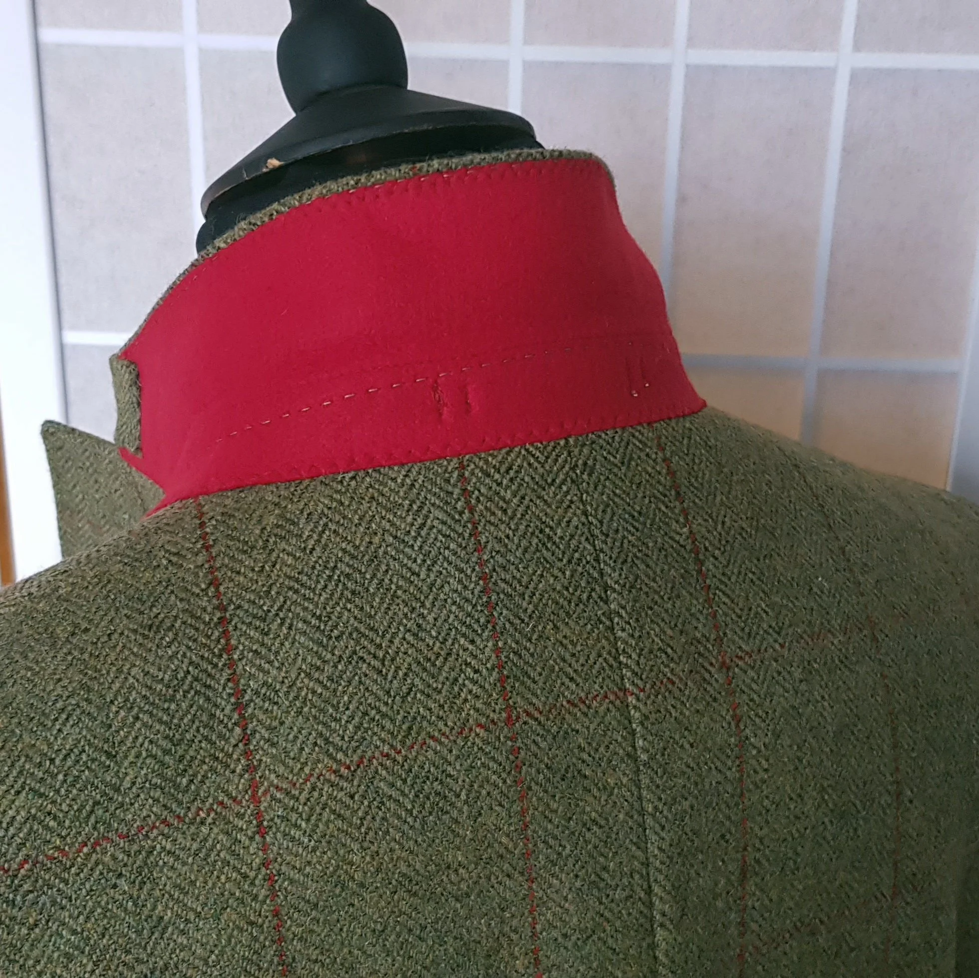 2 Button Jacket in Lovat Mill Kirkton Tweed — TWEED ADDICT