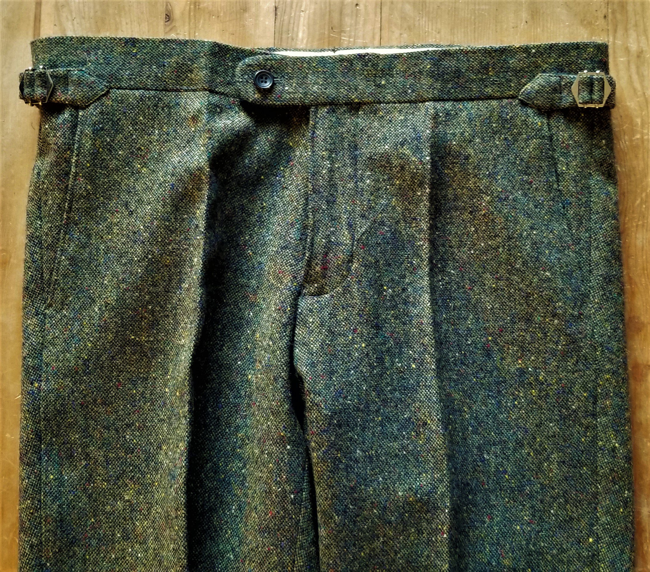 3 Piece Suit in Magee Green Donegal Tweed — TWEED ADDICT