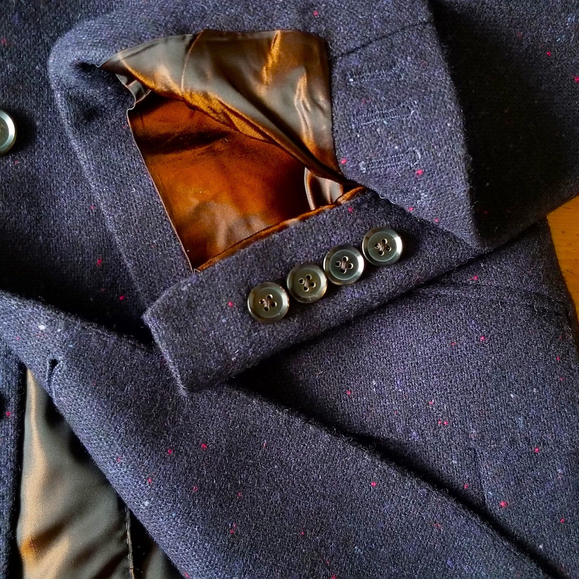 3 Piece Suit in Navy Blue Donegal Tweed — TWEED ADDICT