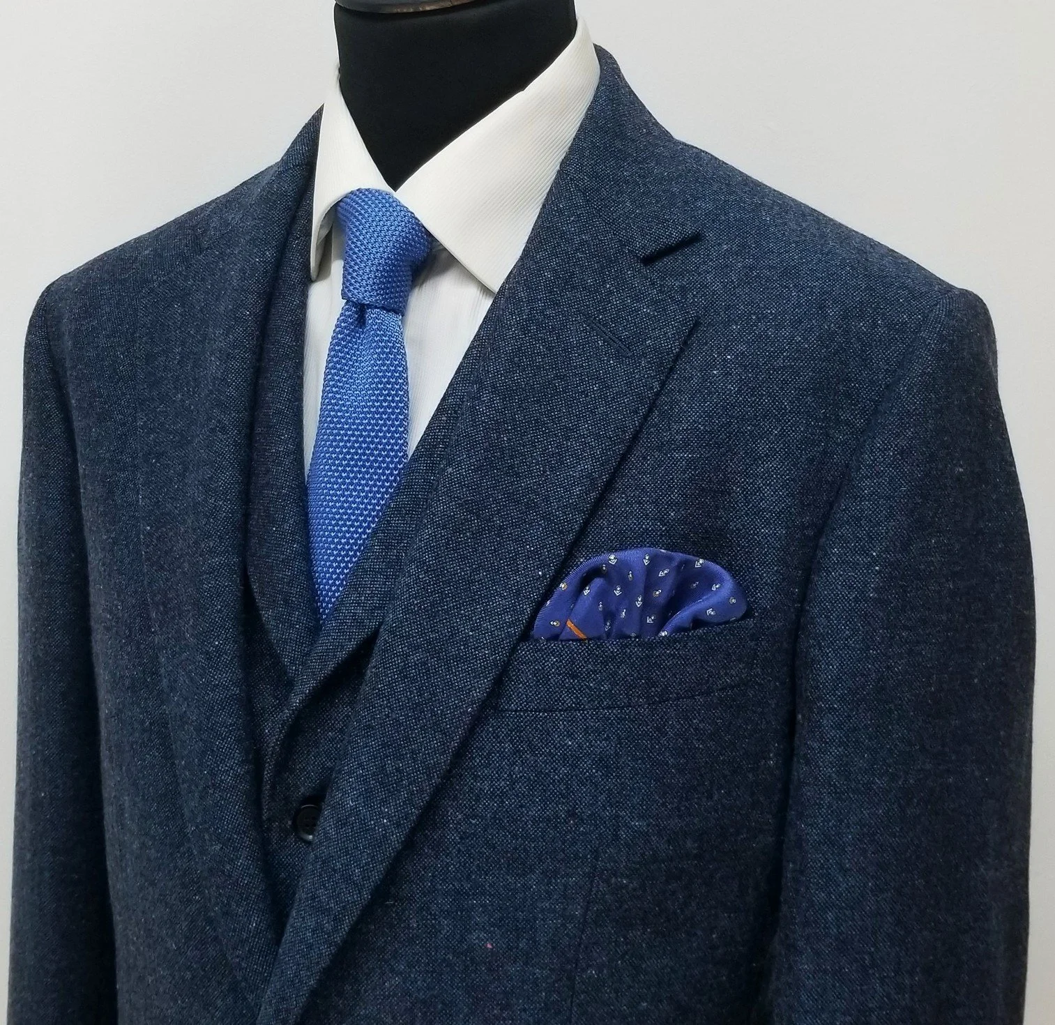 3 Piece Suit in Dark Blue Donegal Style Thornproof Tweed — TWEED ADDICT