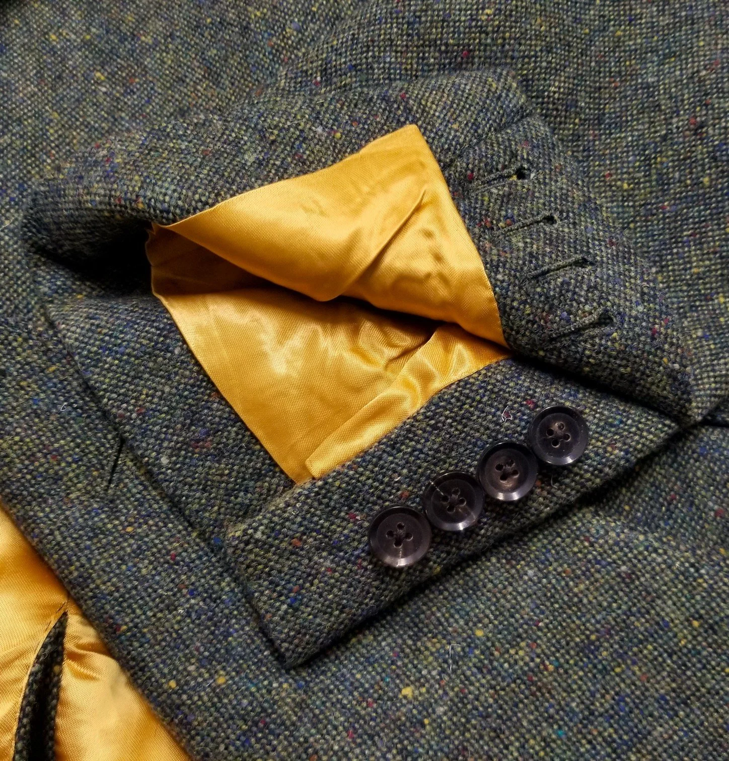 Jacket and Waistcoat in Green Donegal Tweed by Magee — TWEED ADDICT