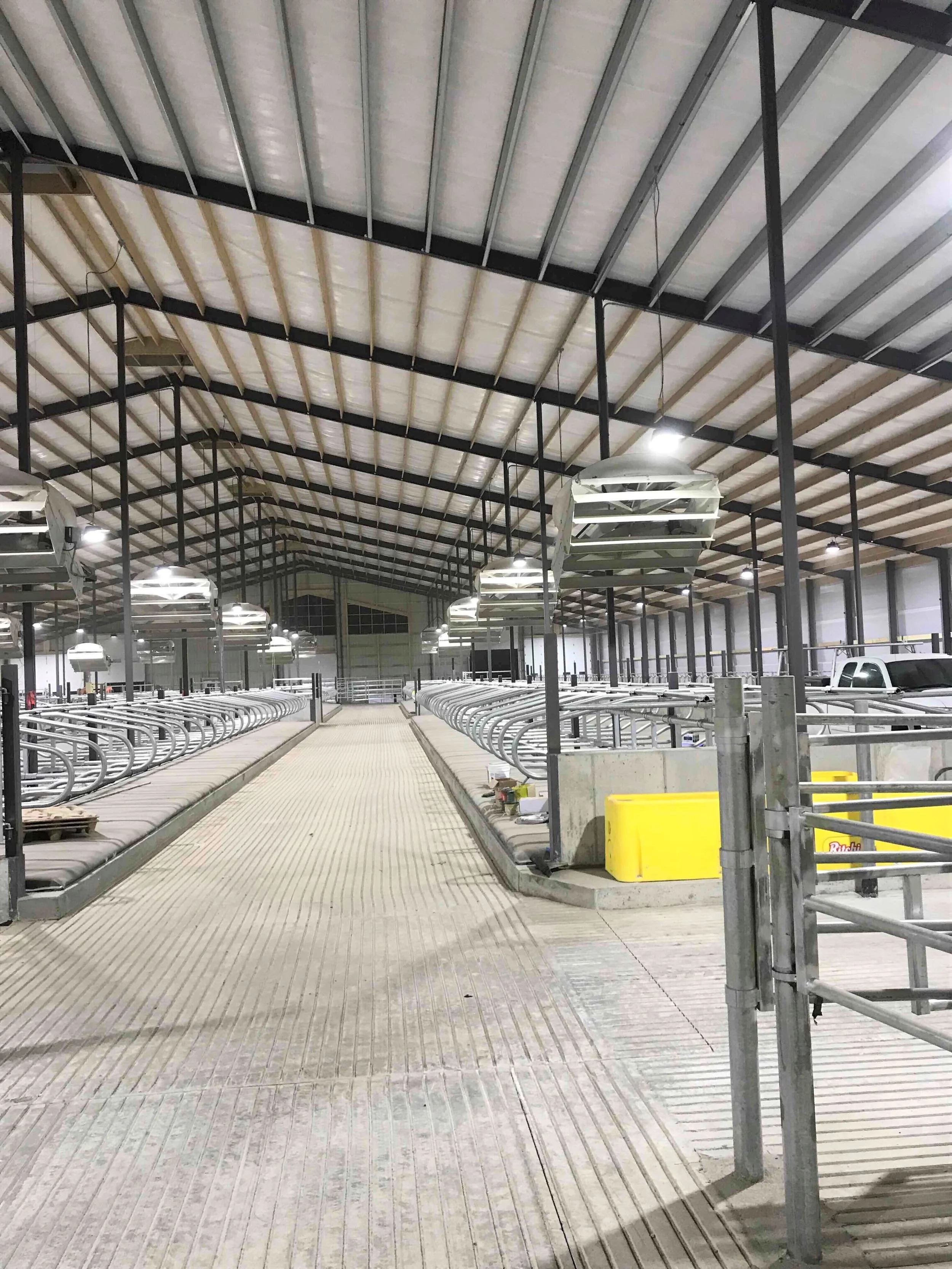 Nedved Family Farms Robot Barn | Bayland Buildings, Inc. — Bayland ...