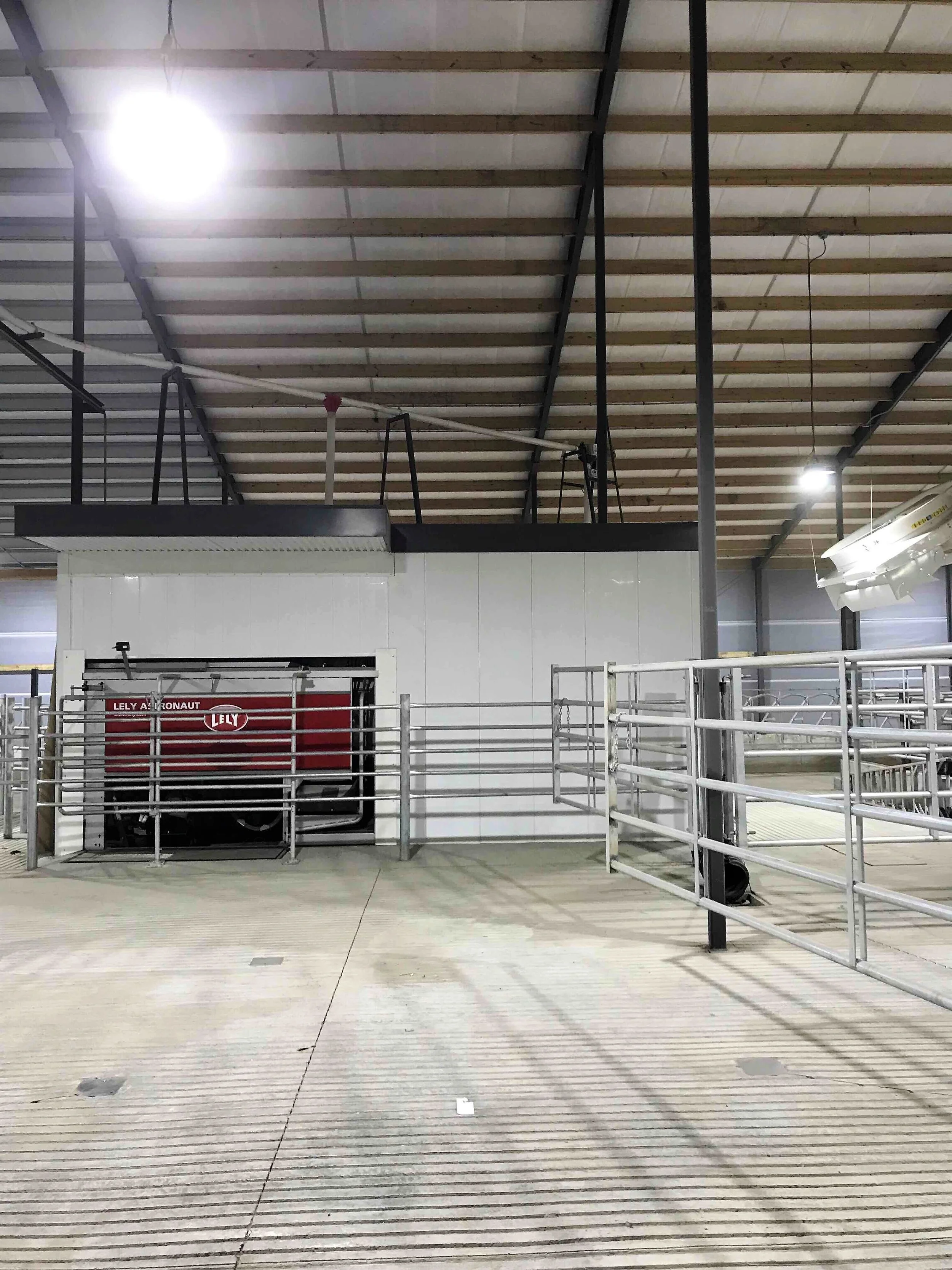 Nedved Family Farms Robot Barn | Bayland Buildings, Inc. — Bayland ...