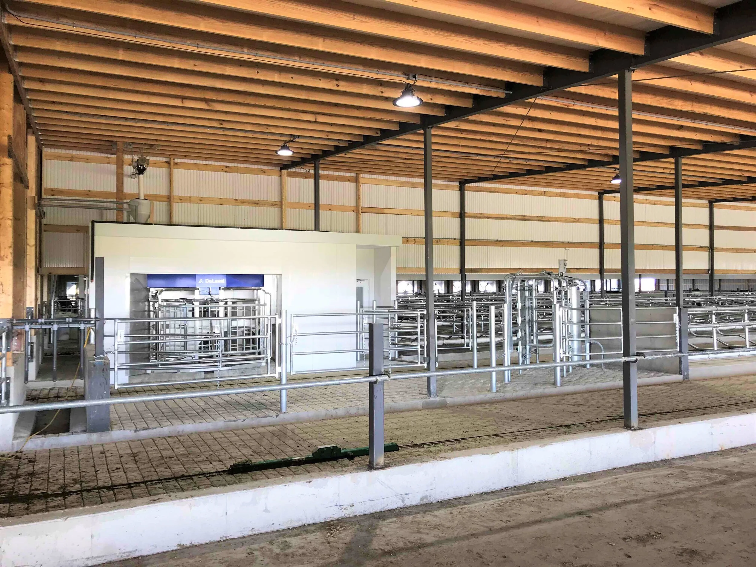Diederich Farm Robot Barn | Bayland Buildings, Inc. — Bayland Buildings