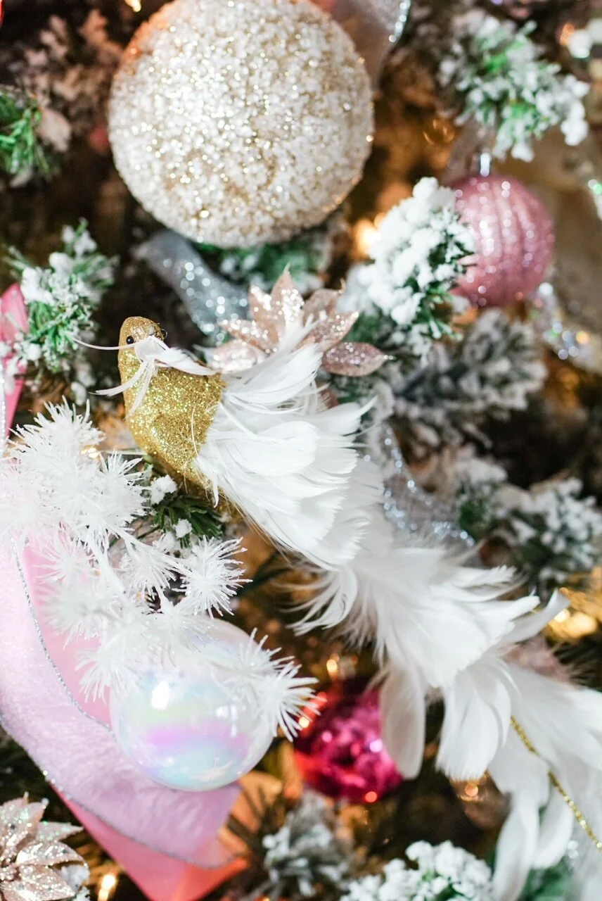 How to Create a Colorful Christmas Tree with Ribbon and Ornaments — Our ...
