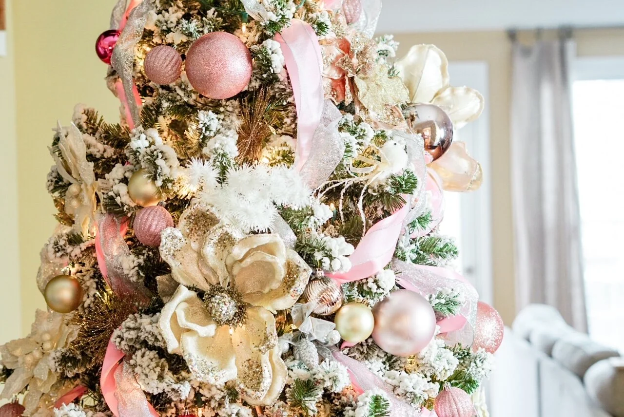 How to Create a Colorful Christmas Tree with Ribbon and Ornaments — Our ...