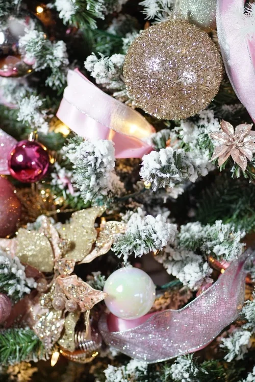 How to Create a Colorful Christmas Tree with Ribbon and Ornaments — Our ...