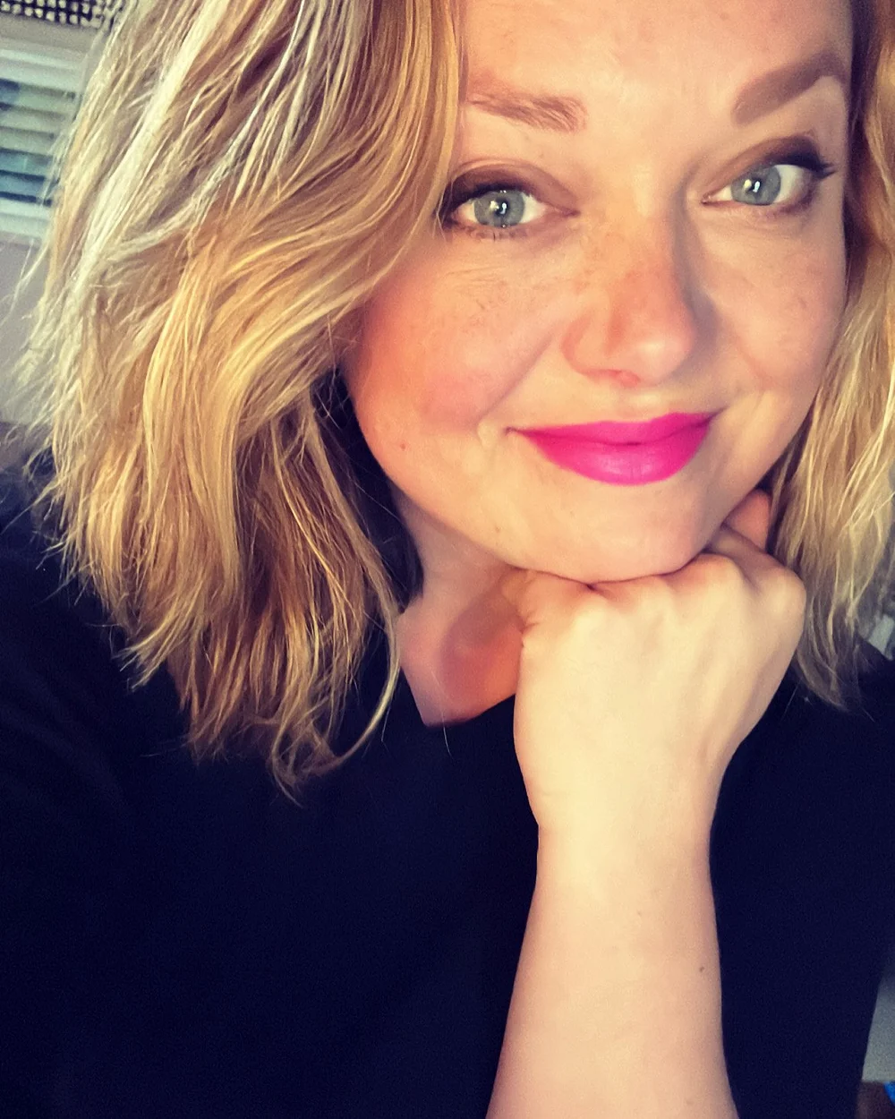 About — Ella Ward