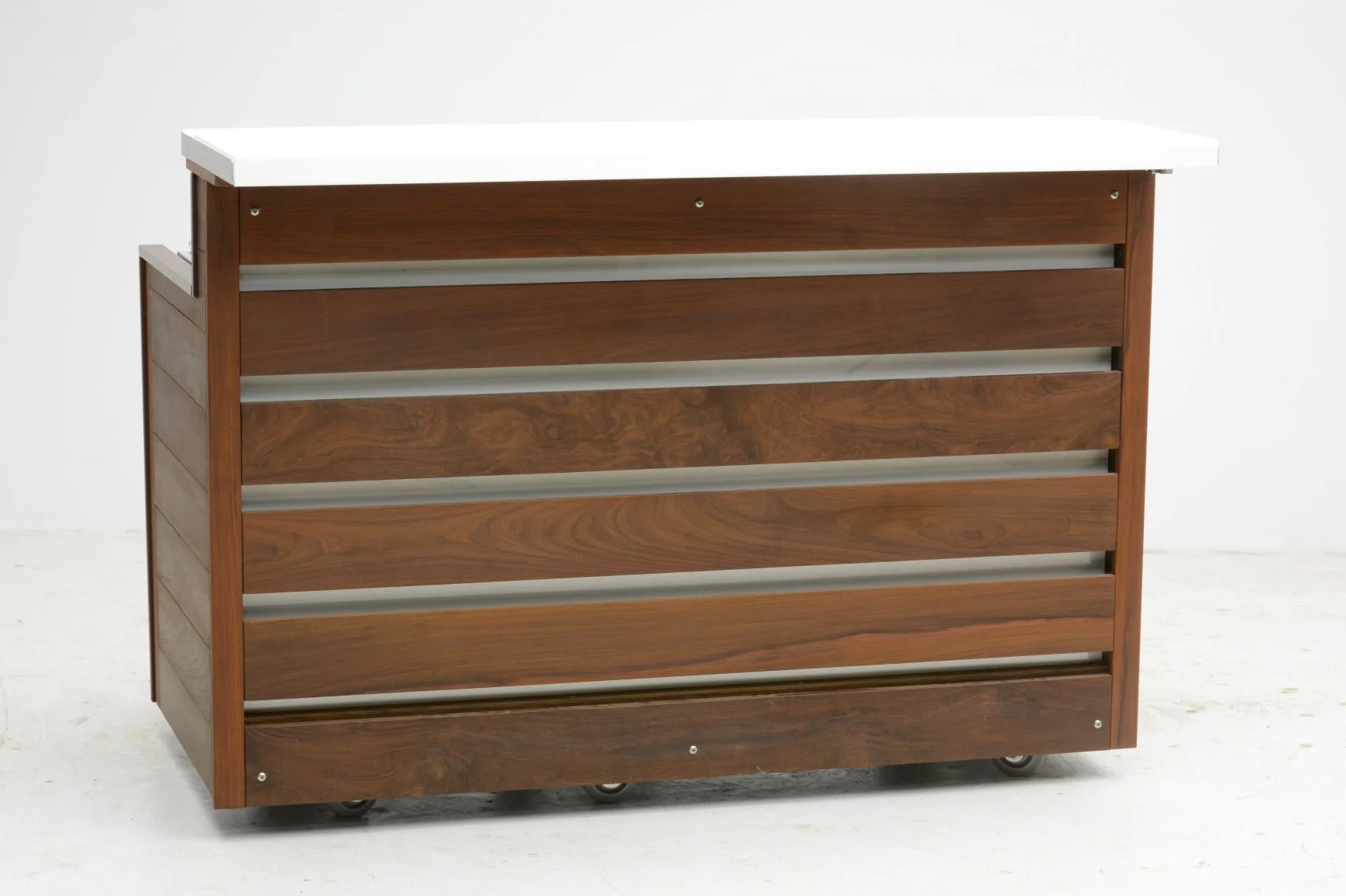 Outdoor Portable Bar with Refrigerator | Vermont Islands