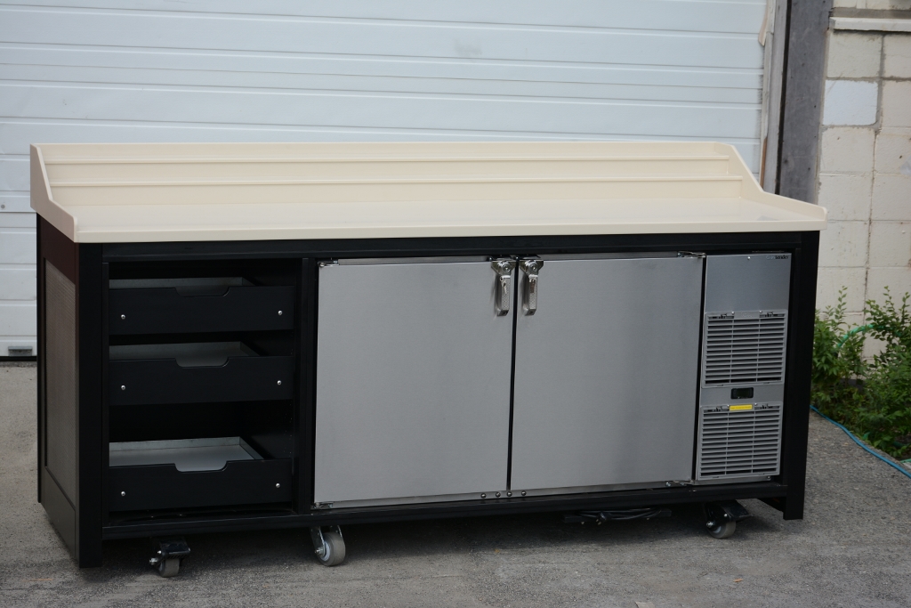 Black Starboard with Custom Metal Panels | Vermont Islands