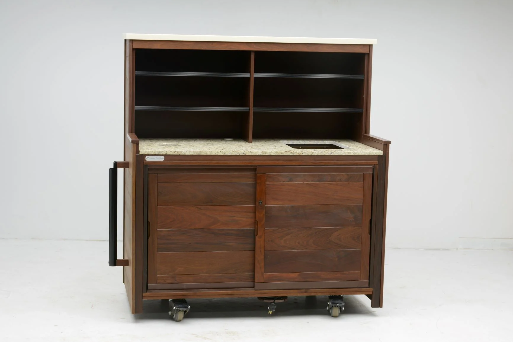 High Back Wait Station | Vermont Islands