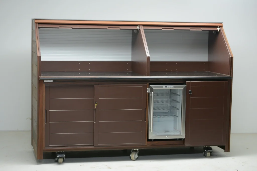 Portable Valet Podiums, Hostess Stands, Service Islands | Vermont Islands
