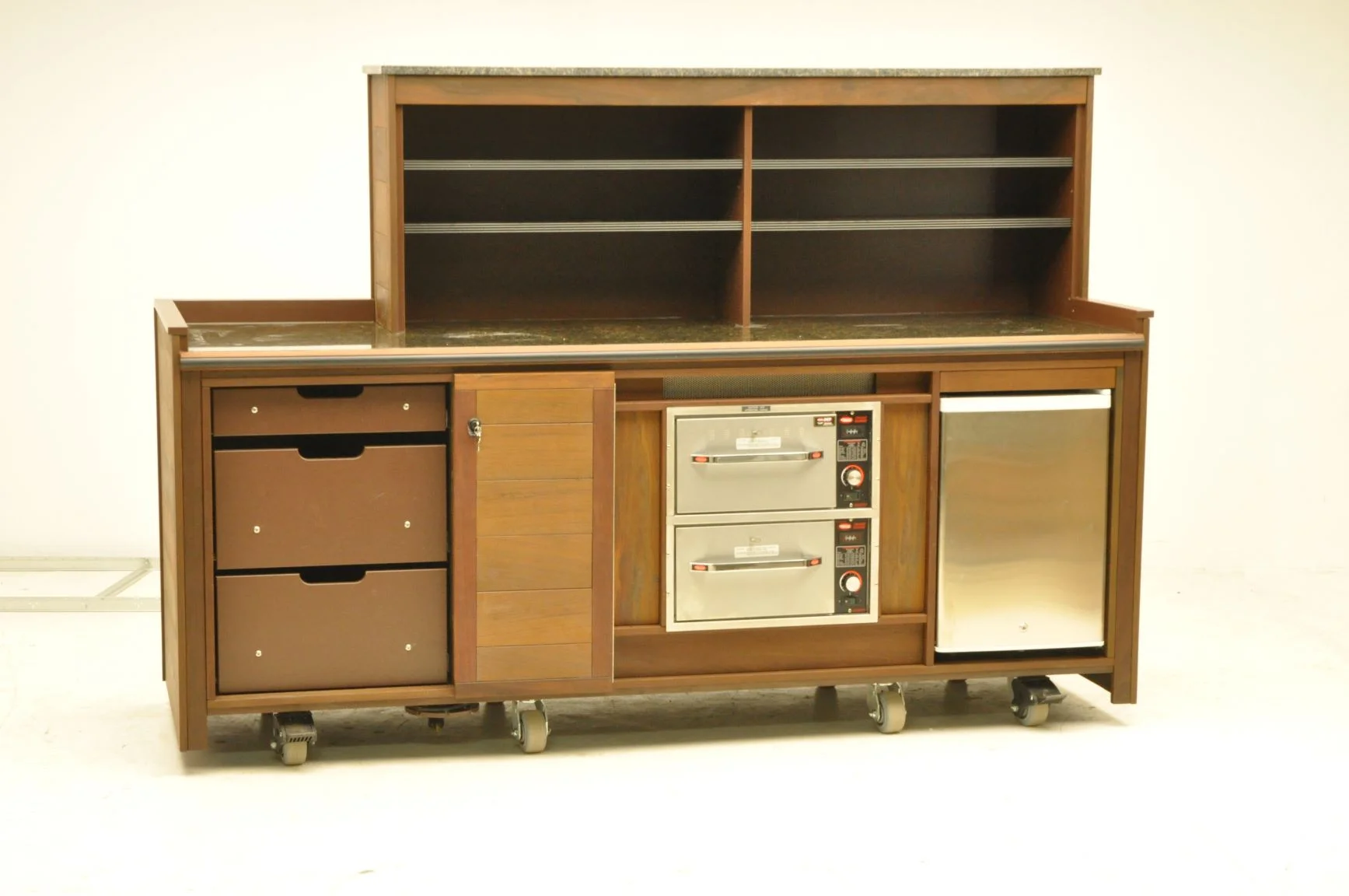 Mobile, Modular & Portable Bar Photo Gallery | Vermont Islands