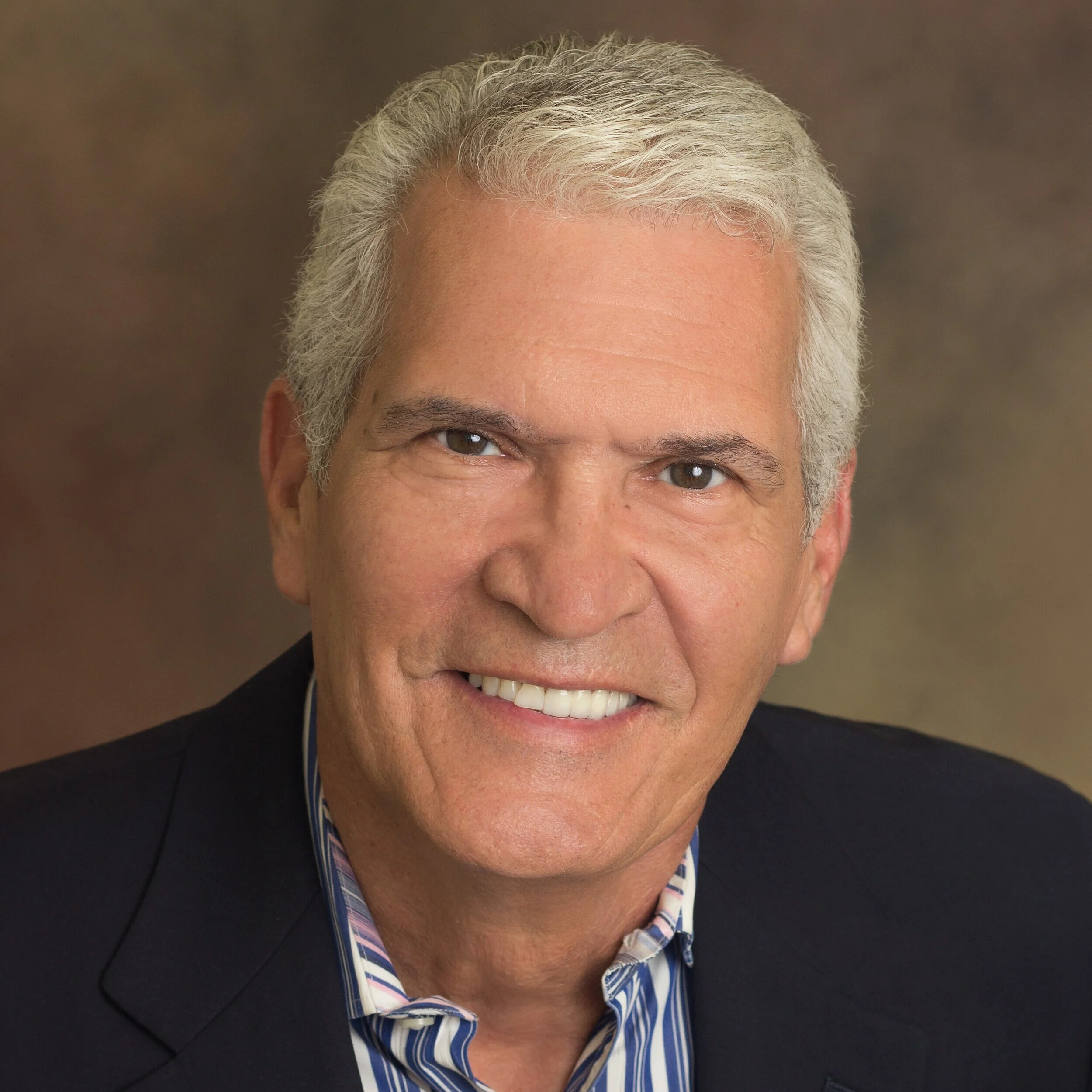 James Gomez's Instagram, Twitter & Facebook on IDCrawl