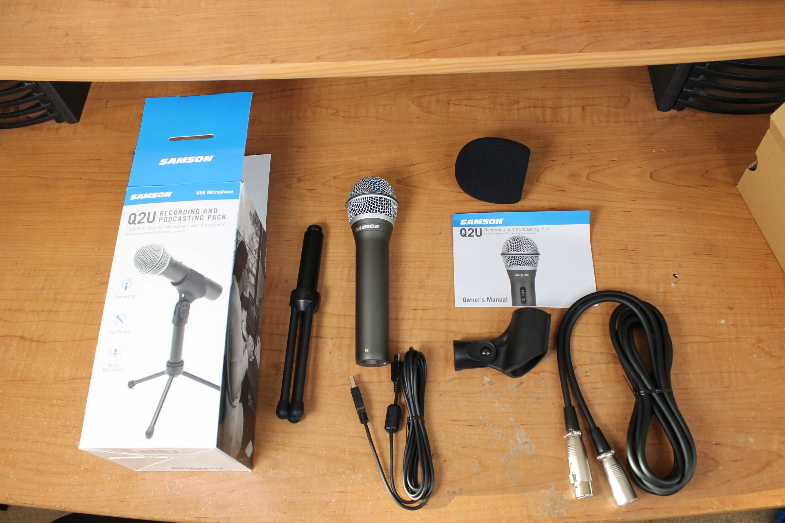 Blue Yeti vs Samson Q2U — Stream Tech Reviews by BadIntent