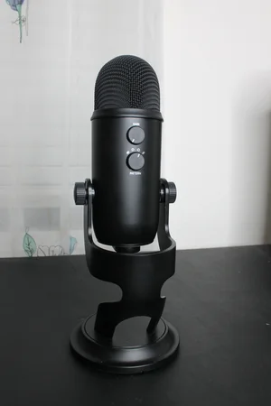 Blue Yeti vs Snowball vs Snowball iCE — Stream Tech Reviews by BadIntent