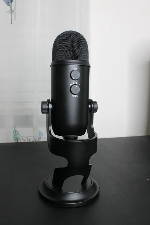 Blue Yeti vs Snowball vs Snowball iCE — Stream Tech Reviews by BadIntent