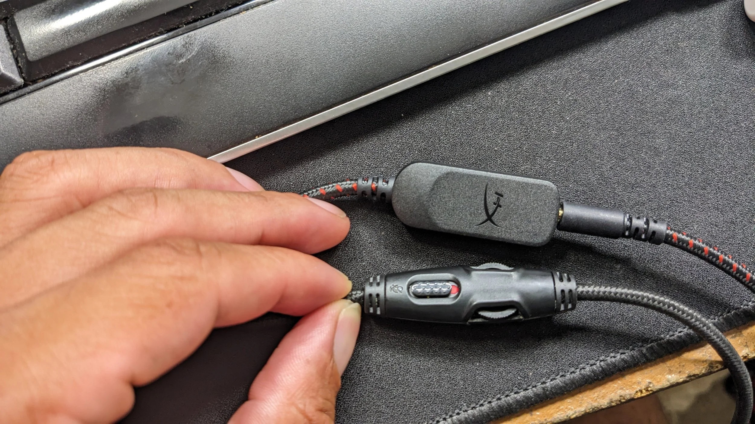 HyperX Cloud III vs Cloud Alpha — Stream Tech Reviews by BadIntent