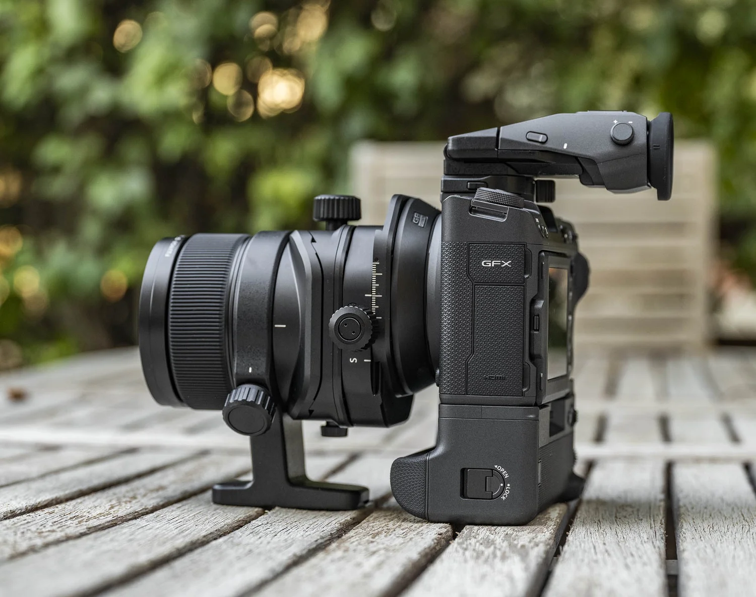 BENO SARADZIC — Fujifilm GFX 100II: The Future of Medium Format Photography