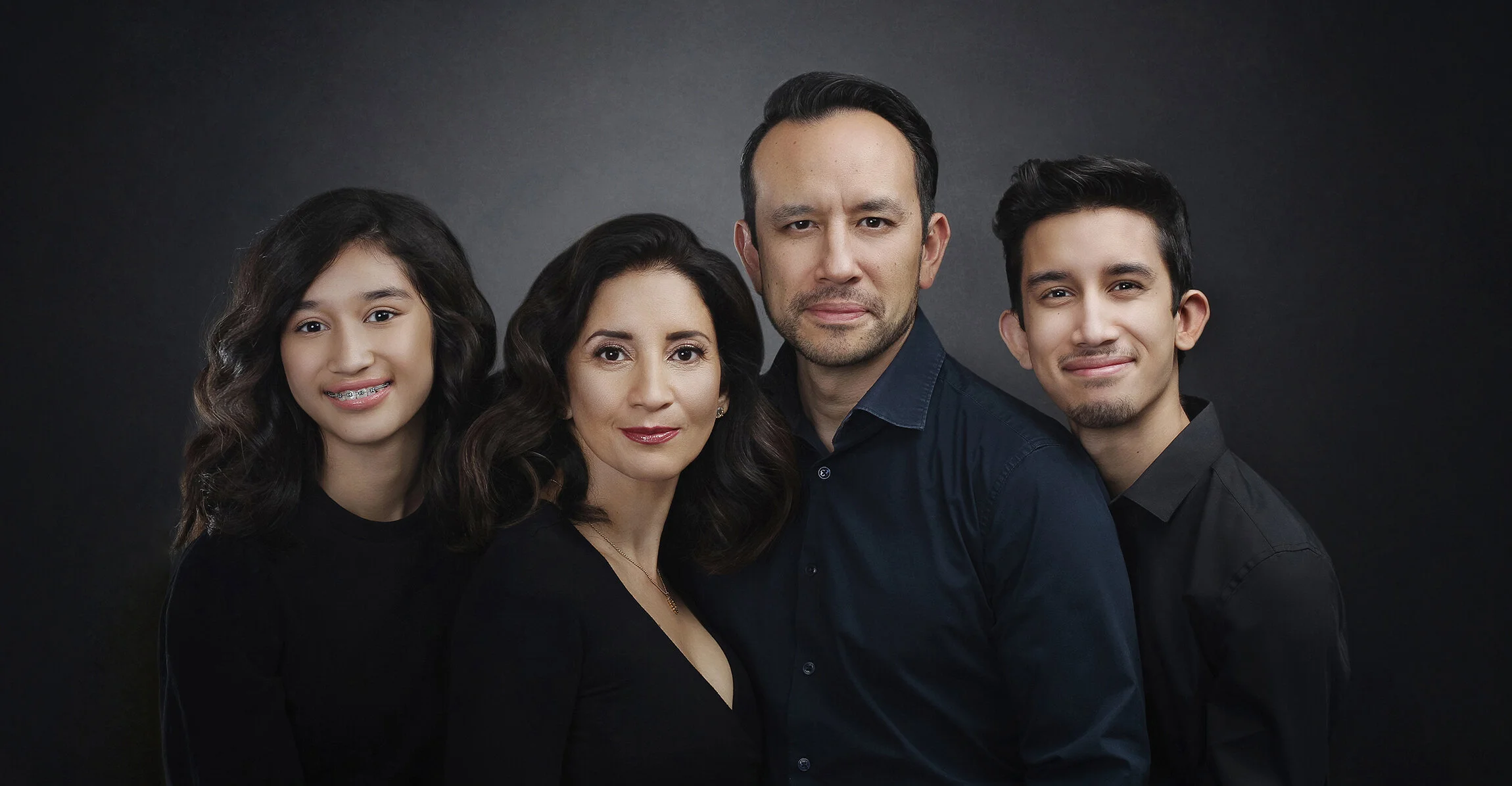 Family Portrait Photography Studio