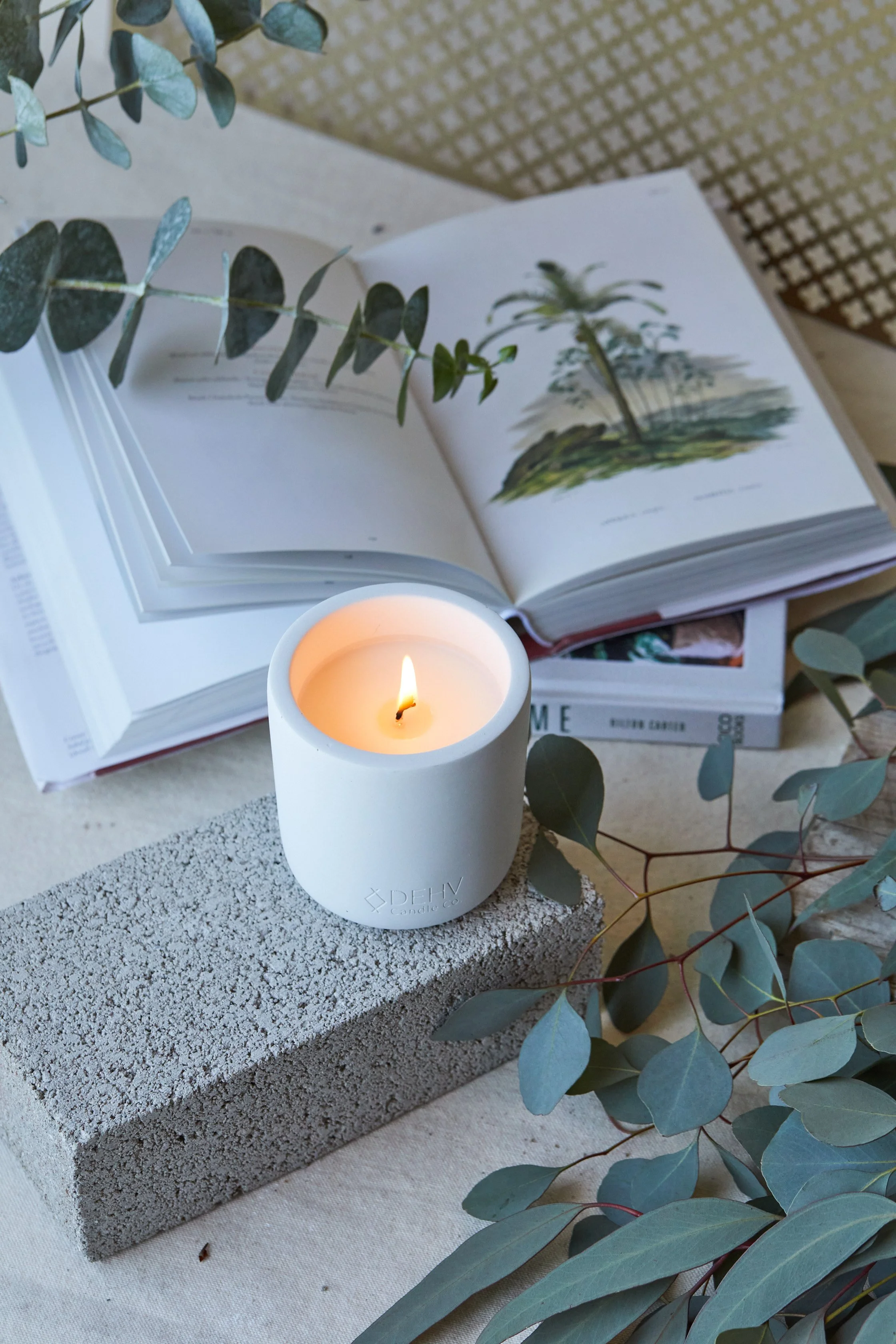 BOTANIST — DEHV Candle Co.