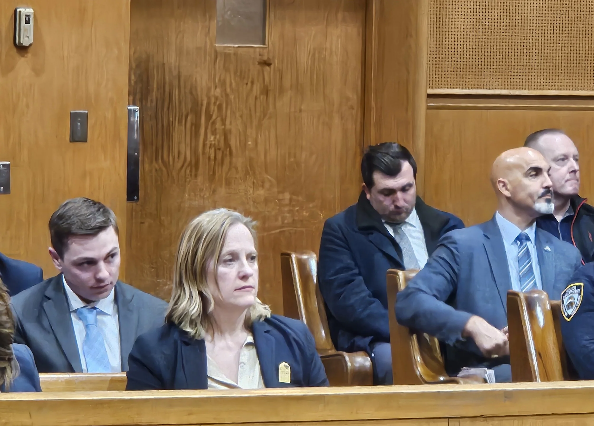 Queens man gets 39 years to life for attempted murder of police officer ...