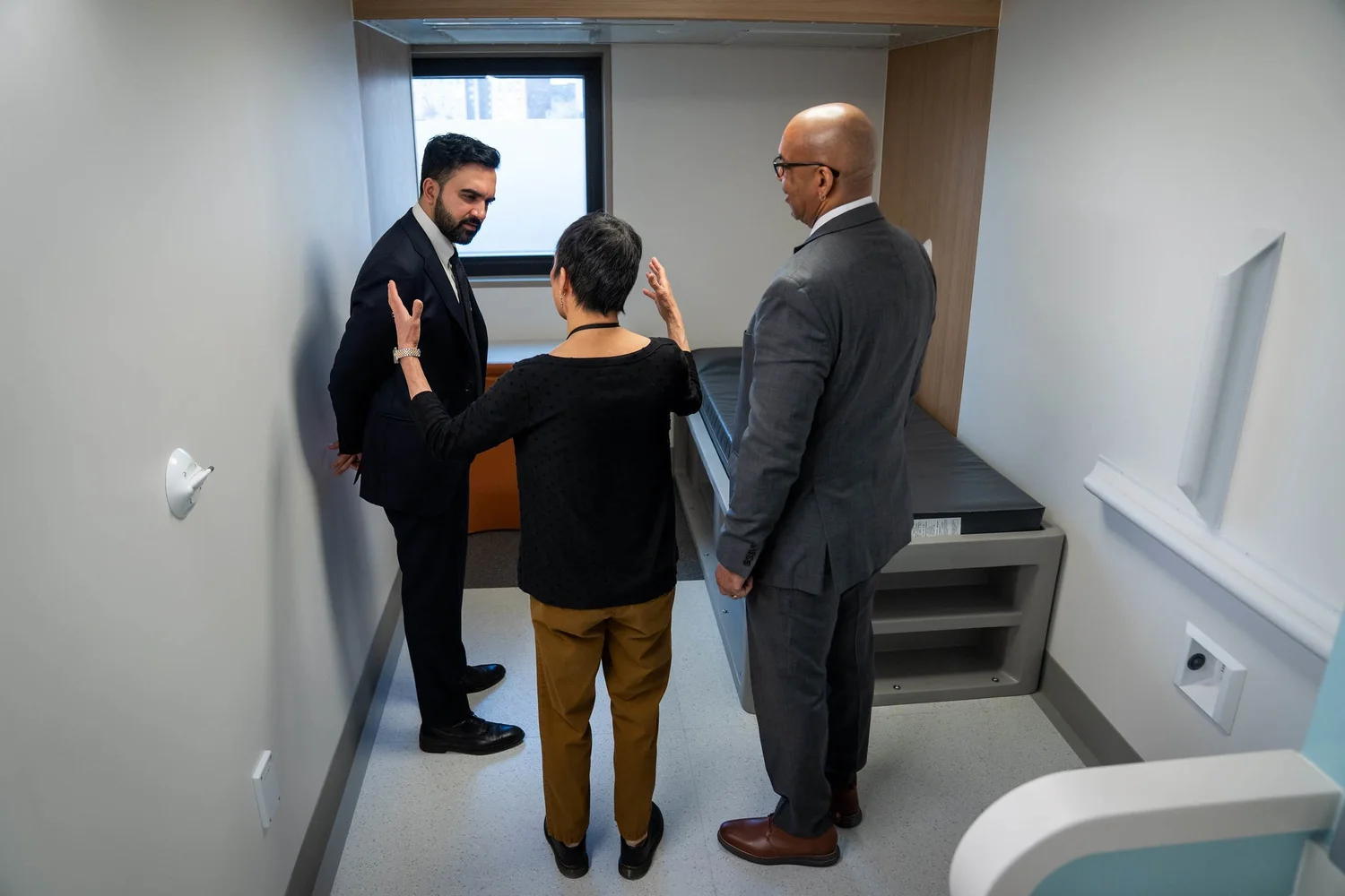City to open long-delayed Bellevue jail ward as Rikers closure effort ...