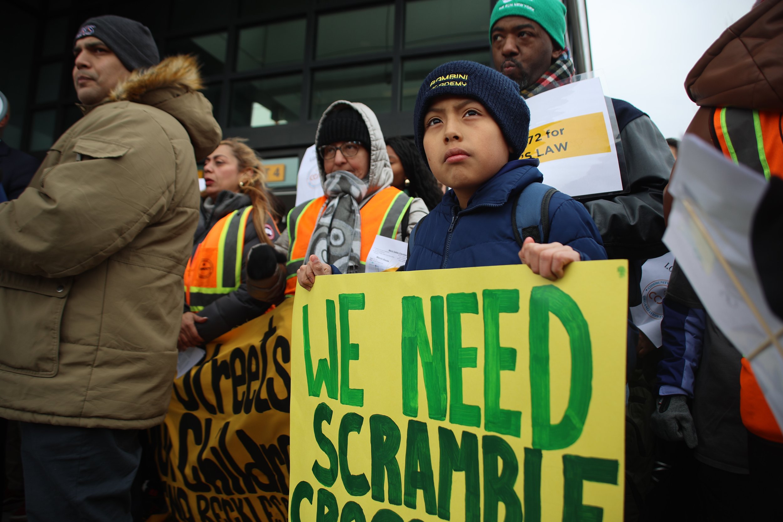 Queens pols and grieving families celebrate passage of Sammy’s Law ...