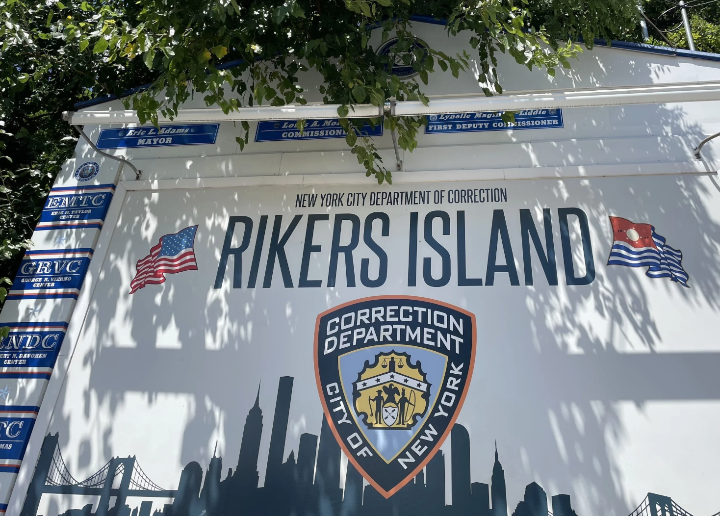 With 2027 out of reach, Council passes bills to move Rikers’ closure ...