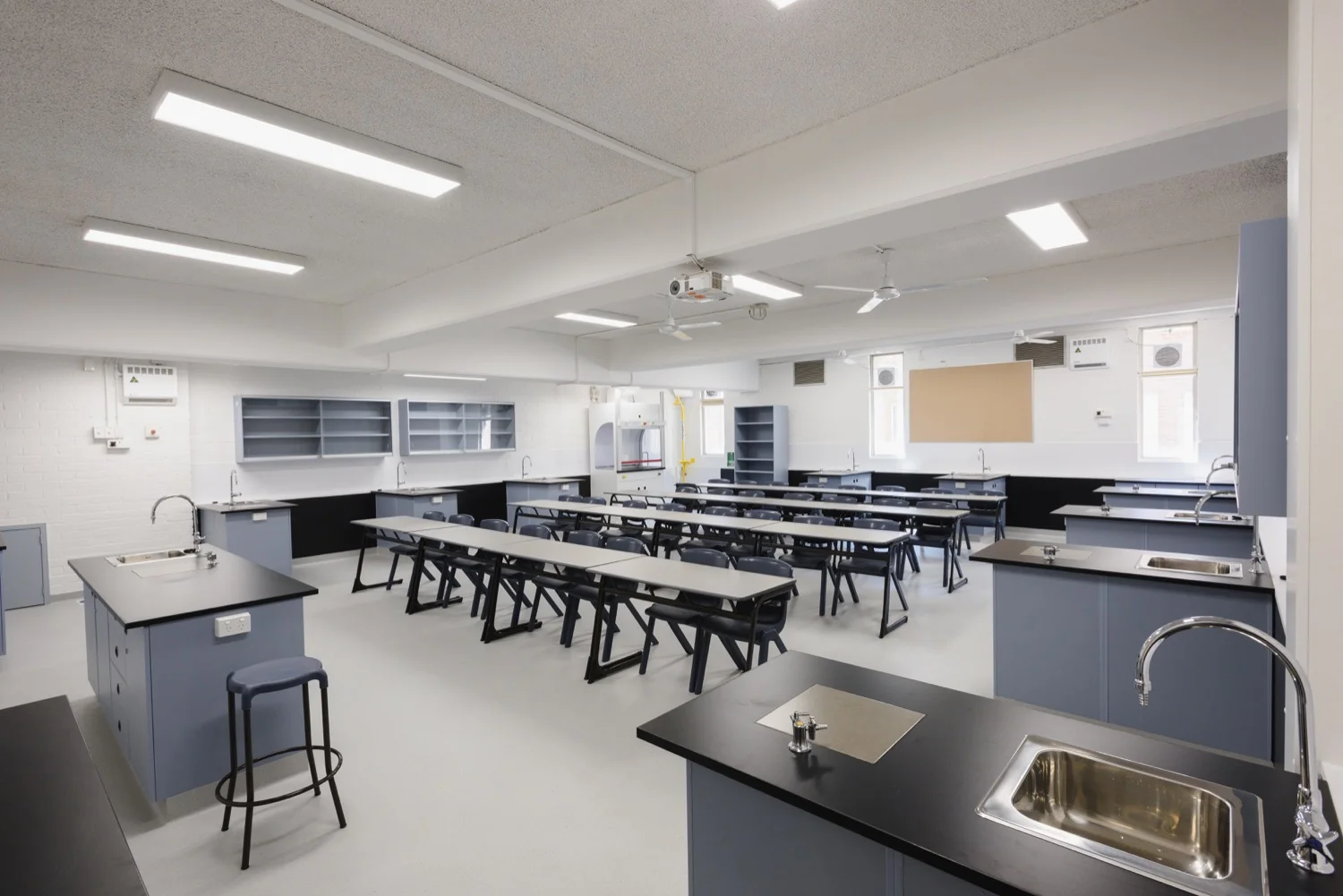 Newtown School Science Lab — Van Mal Group Construction
