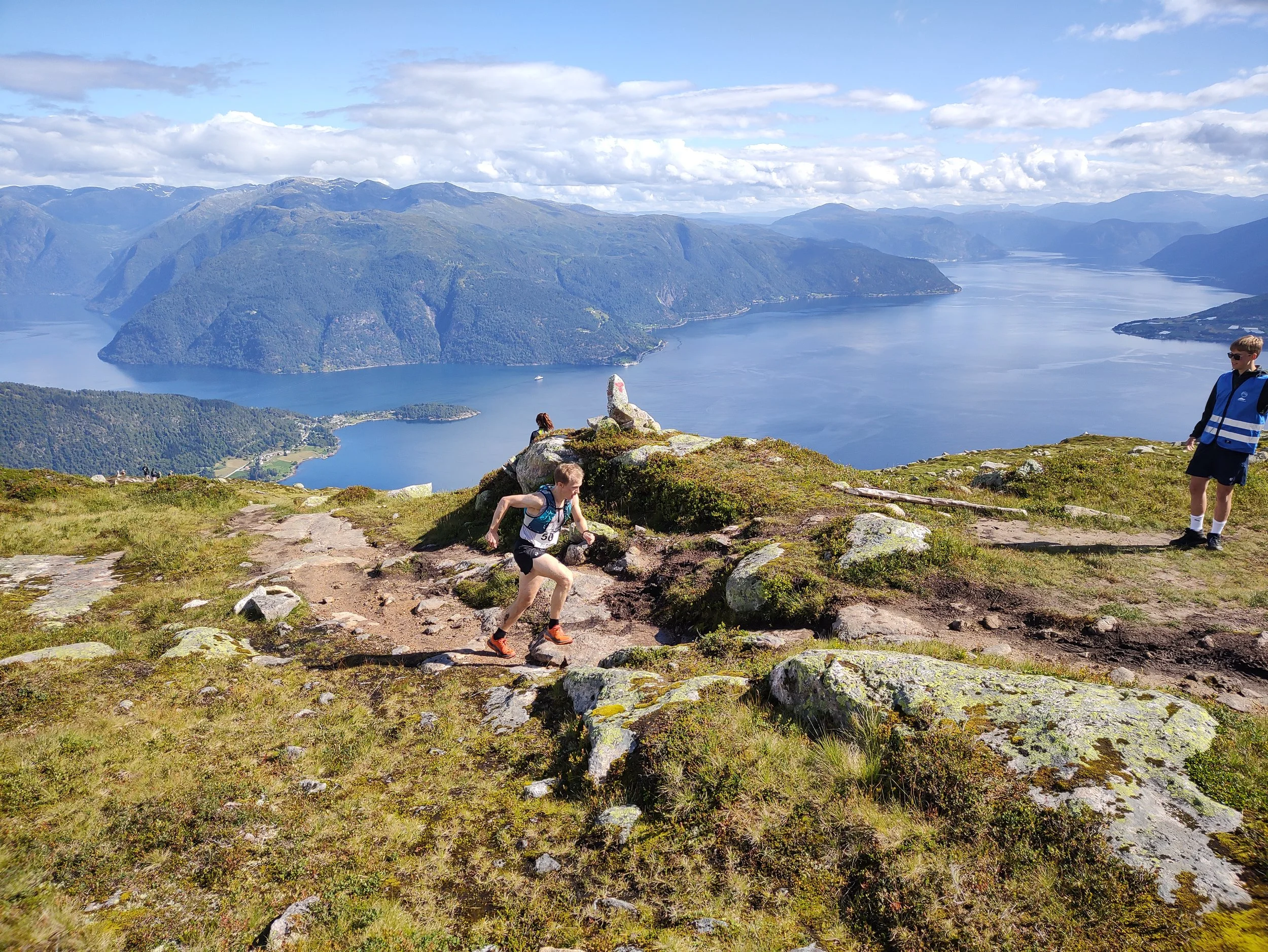 2022 — Balestrand opp