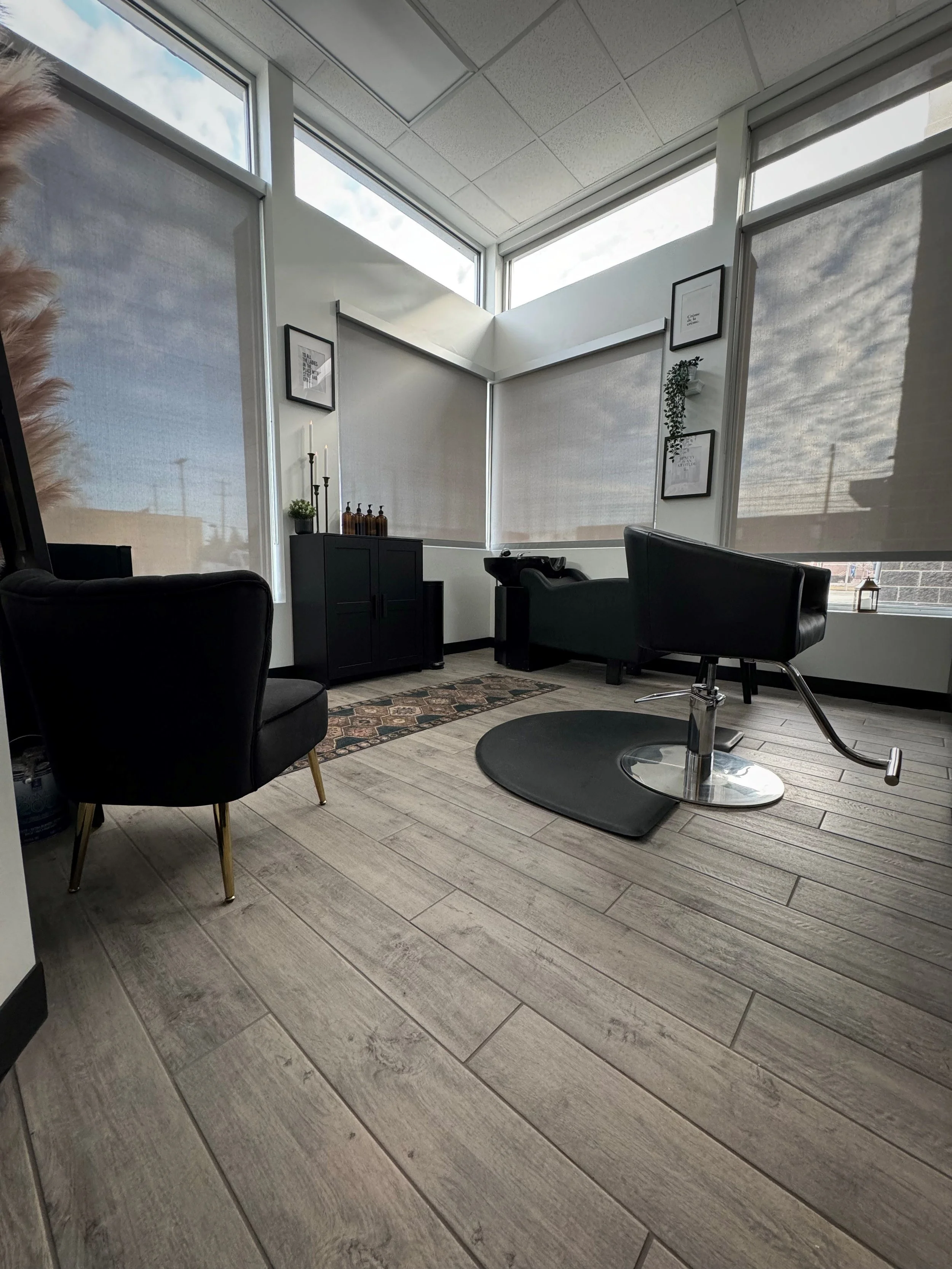 Suite Decor Inspiration — VIBE Salon Suites