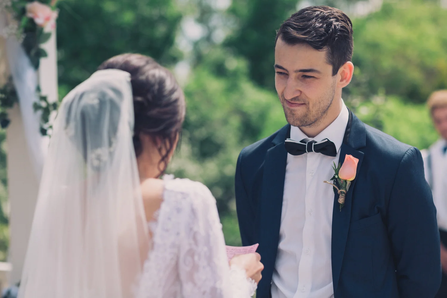 Who Stands on What Side of the Altar? | Wedding Ceremony Guide for ...